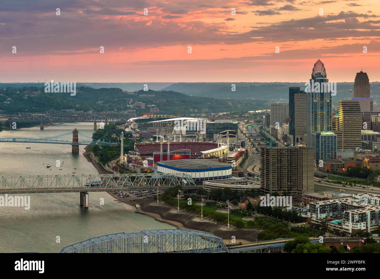 Aerial view of downtown district of Cincinnati city in Ohio, USA at ...