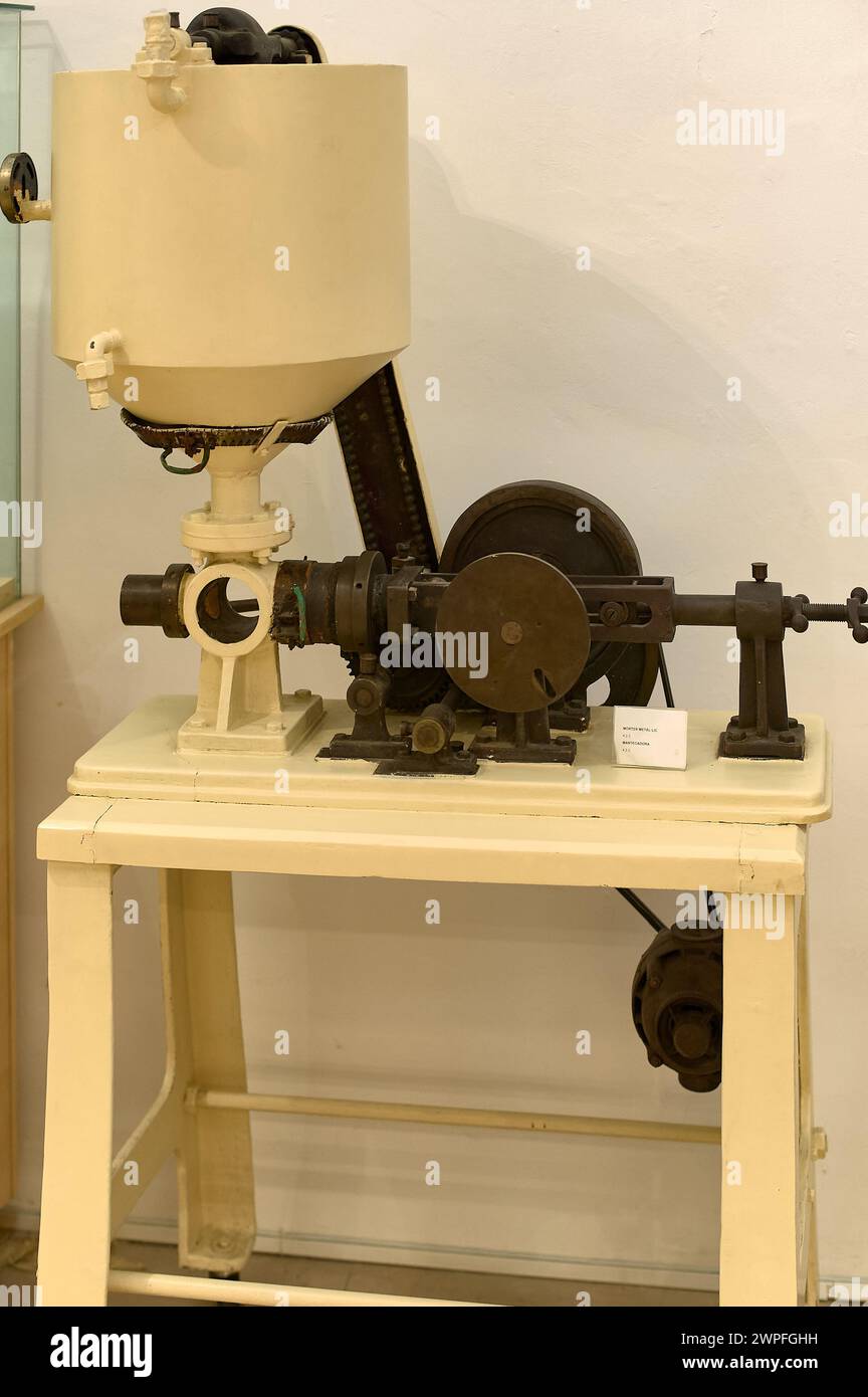 Old chocolate factory hi-res stock photography and images - Alamy