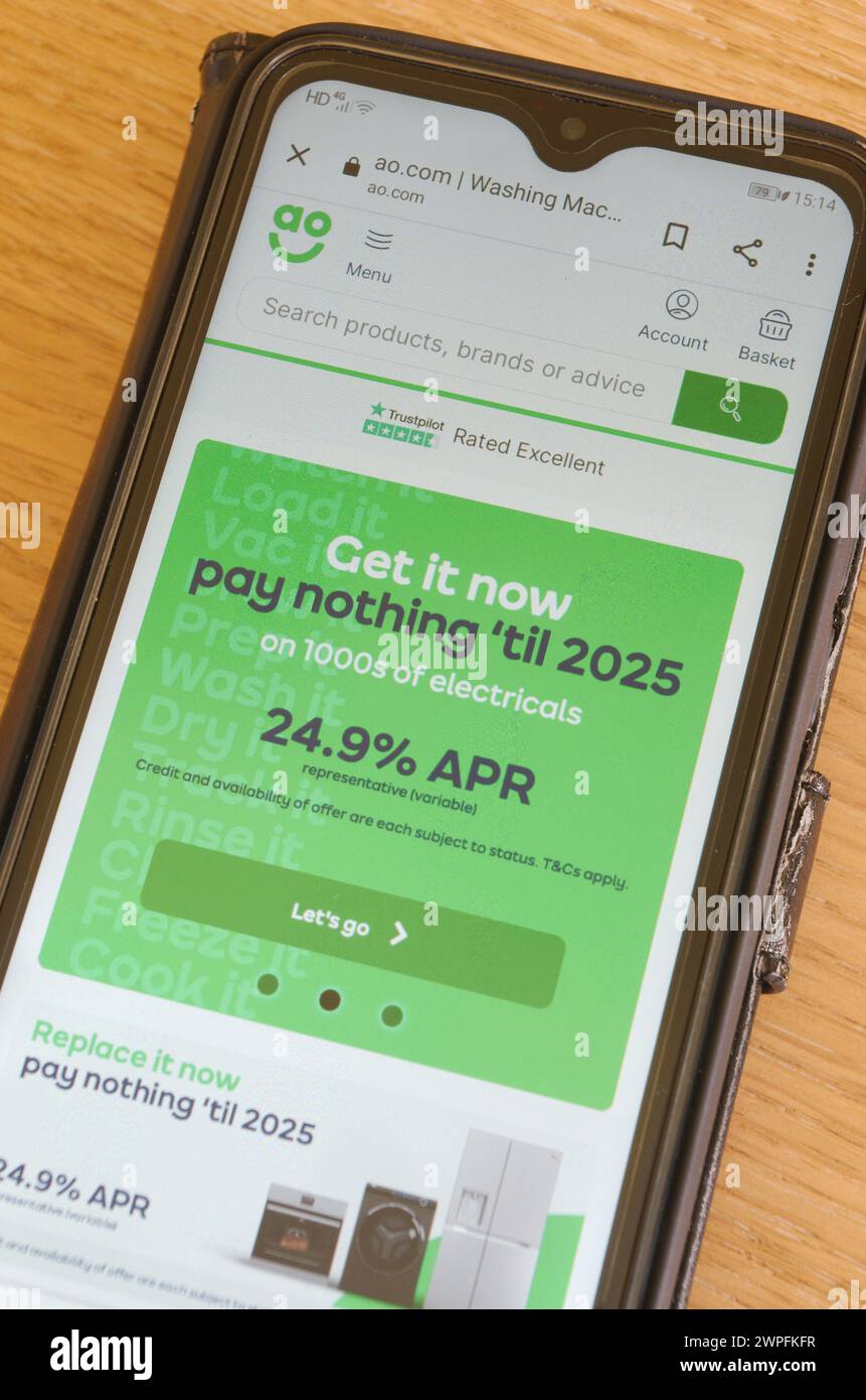 Ao smart phone hi-res stock photography and images - Alamy