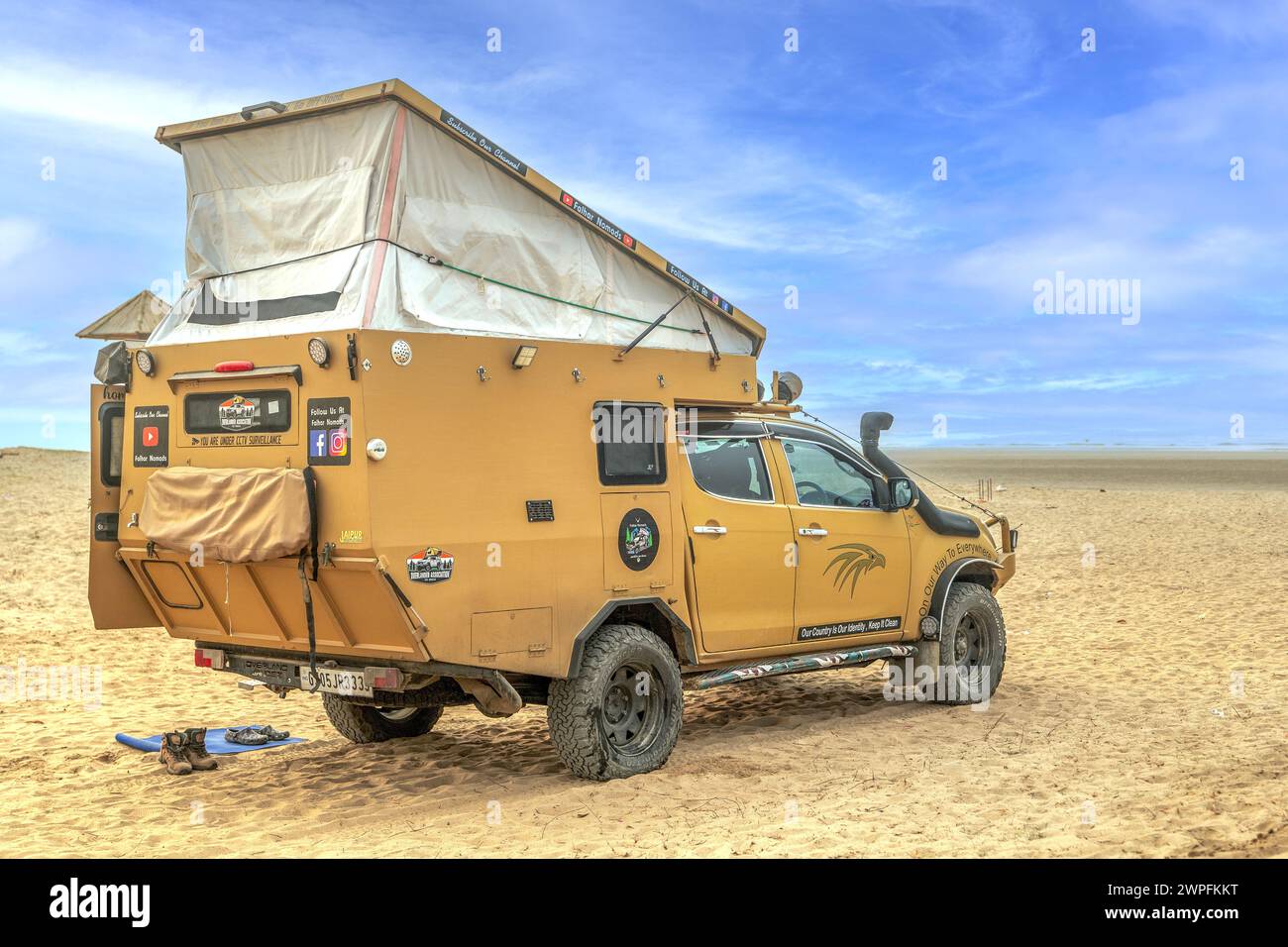 Isuzu v cross 4x4 hi-res stock photography and images - Alamy