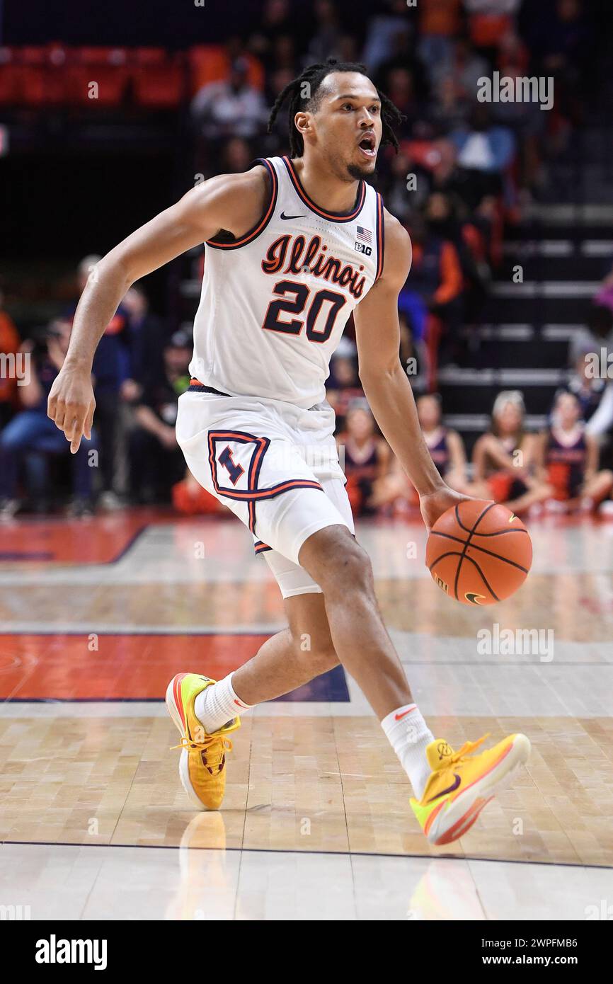 CHAMPAIGN, IL - MARCH 05: Illinois Fighting Illini Guard Ty Rodgers (20 ...