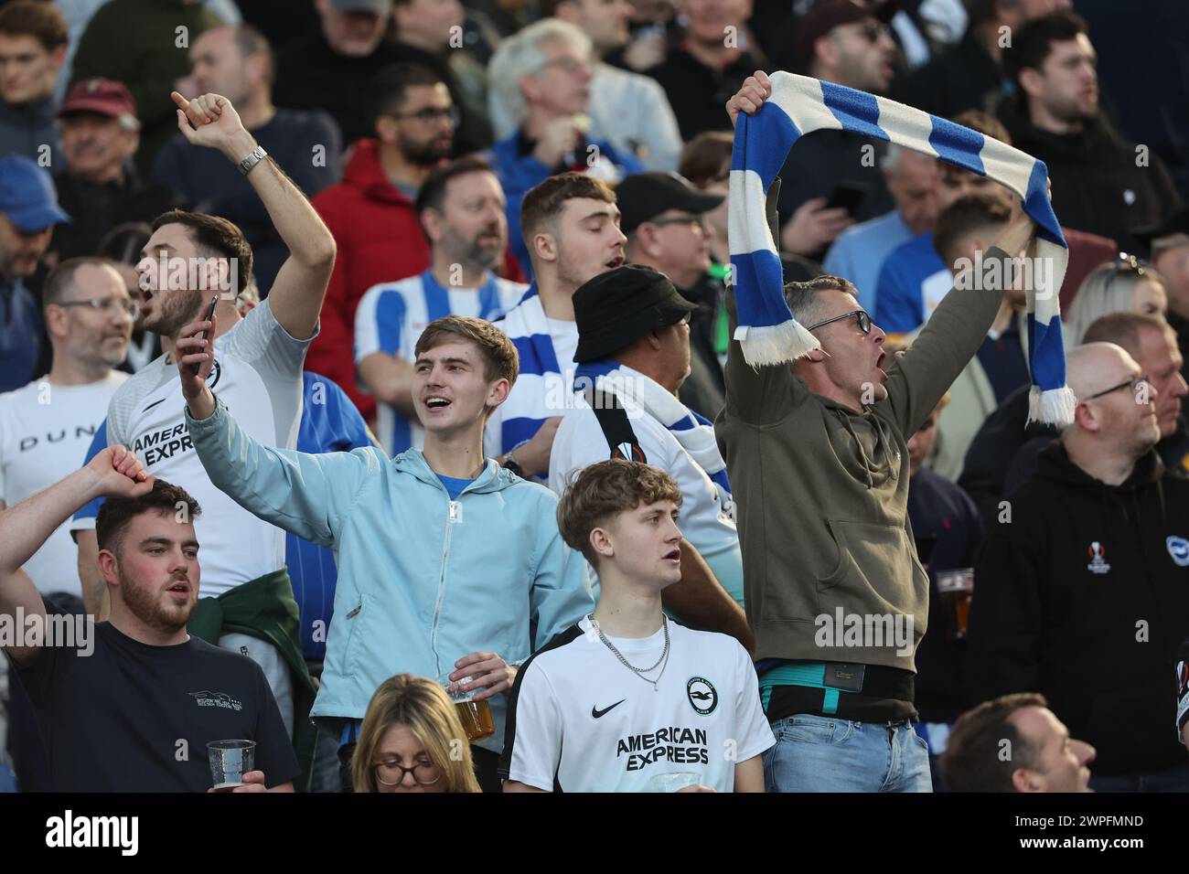 Brighton fans hi-res stock photography and images - Alamy