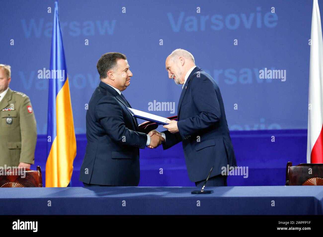 Bilateral agreement hi-res stock photography and images - Alamy