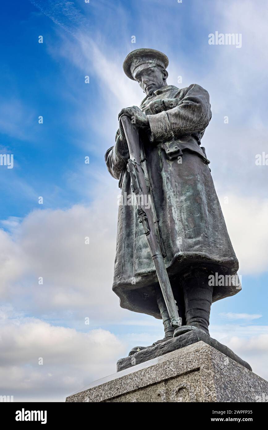 First world war memorial, Llandovery, Wales, UK Stock Photo - Alamy
