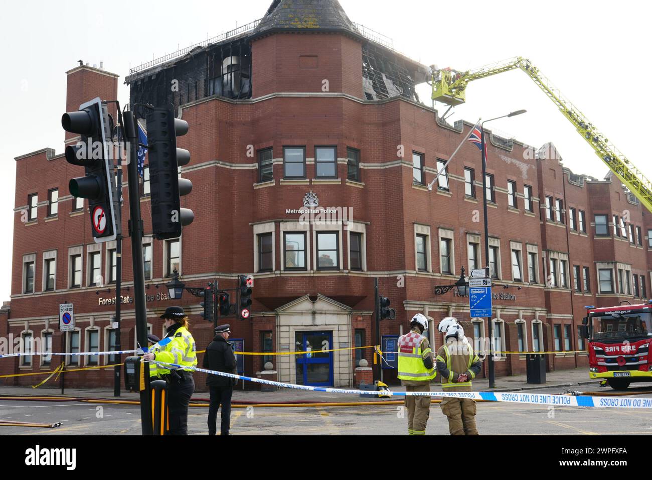 Plaistow station hi-res stock photography and images - Alamy