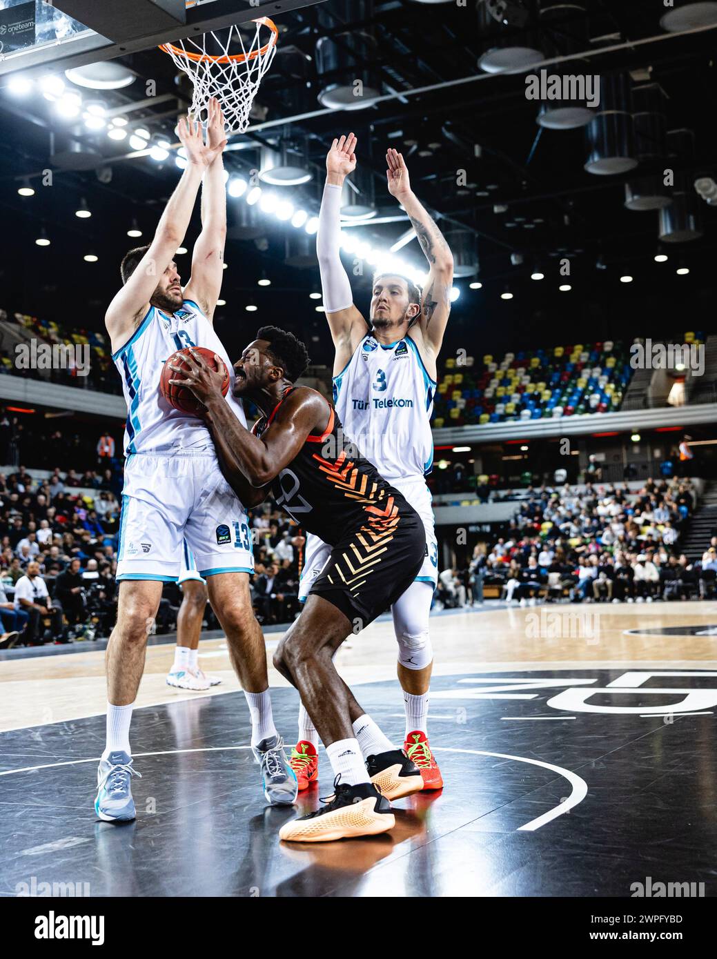 London Lions defeat Turk Telecom Ankara 100-77 to qualify for the BKT ...