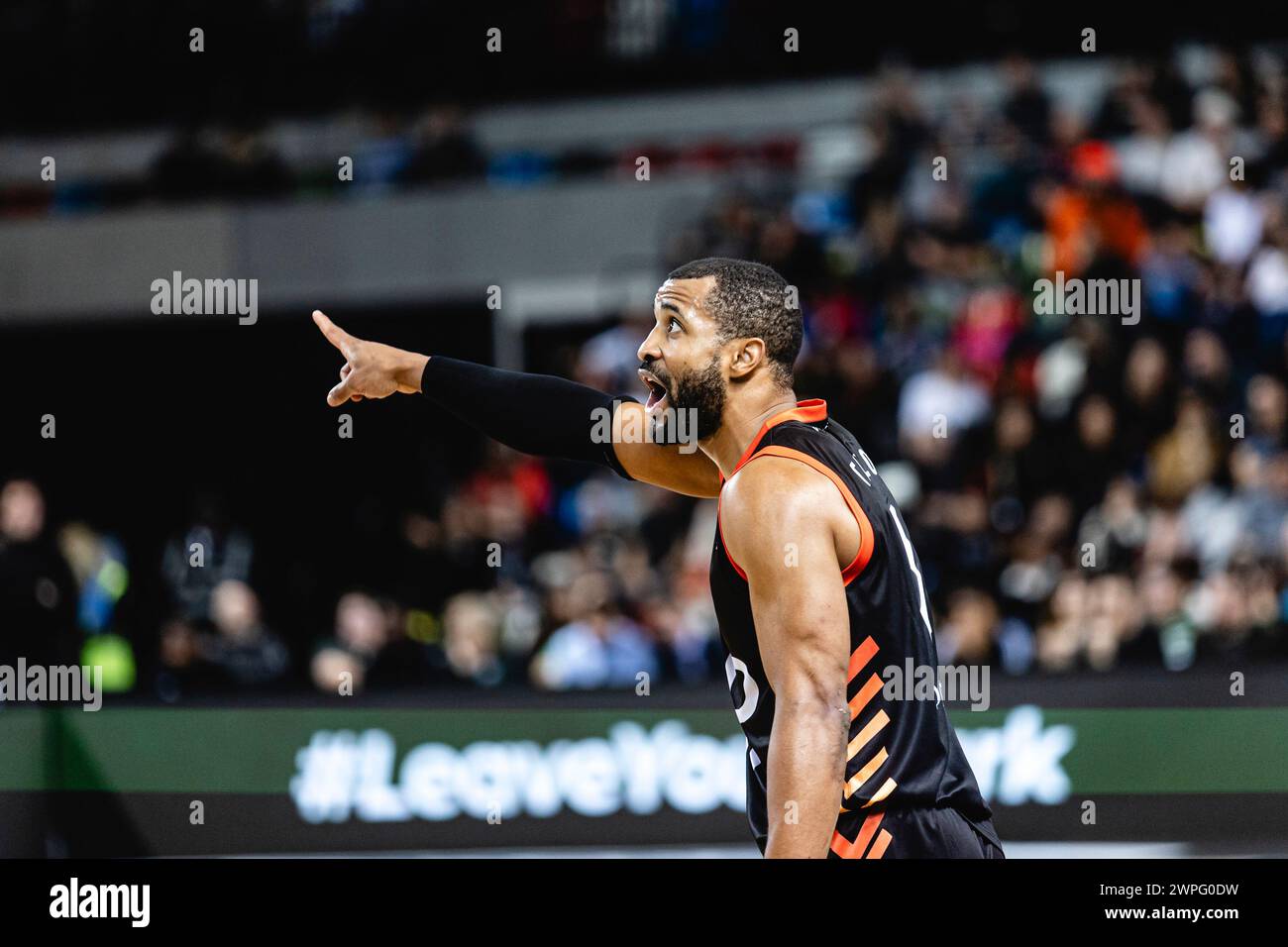 London Lions defeat Turk Telecom Ankara 100-77 to qualify for the BKT ...