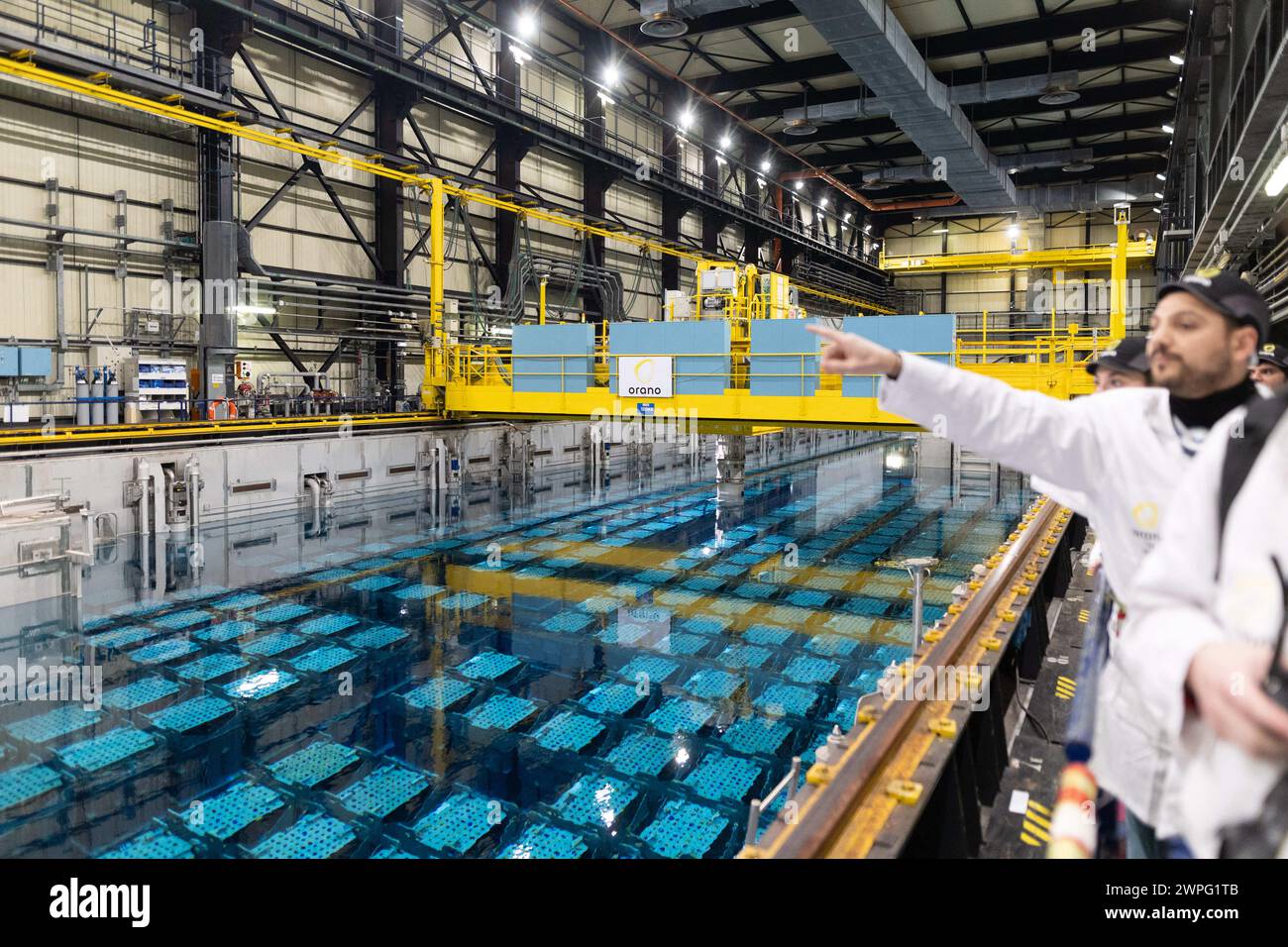 Nuclear storage pool hi-res stock photography and images - Alamy