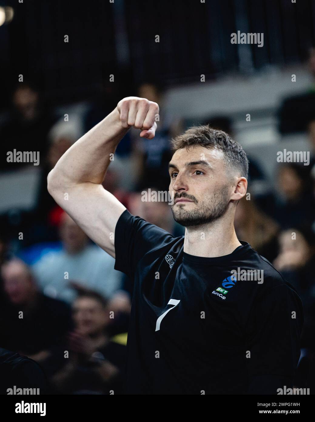 London Lions defeat Turk Telecom Ankara 100-77 to qualify for the BKT ...