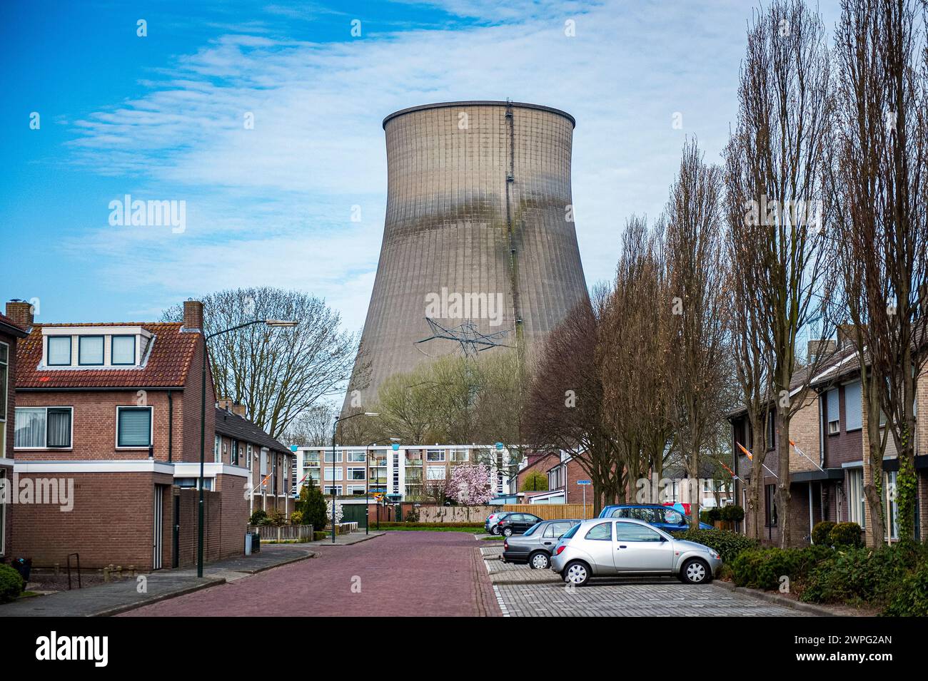 Geertruidenberg, Netherlands. Cooling Tower Servicing the Amer Centrale ...