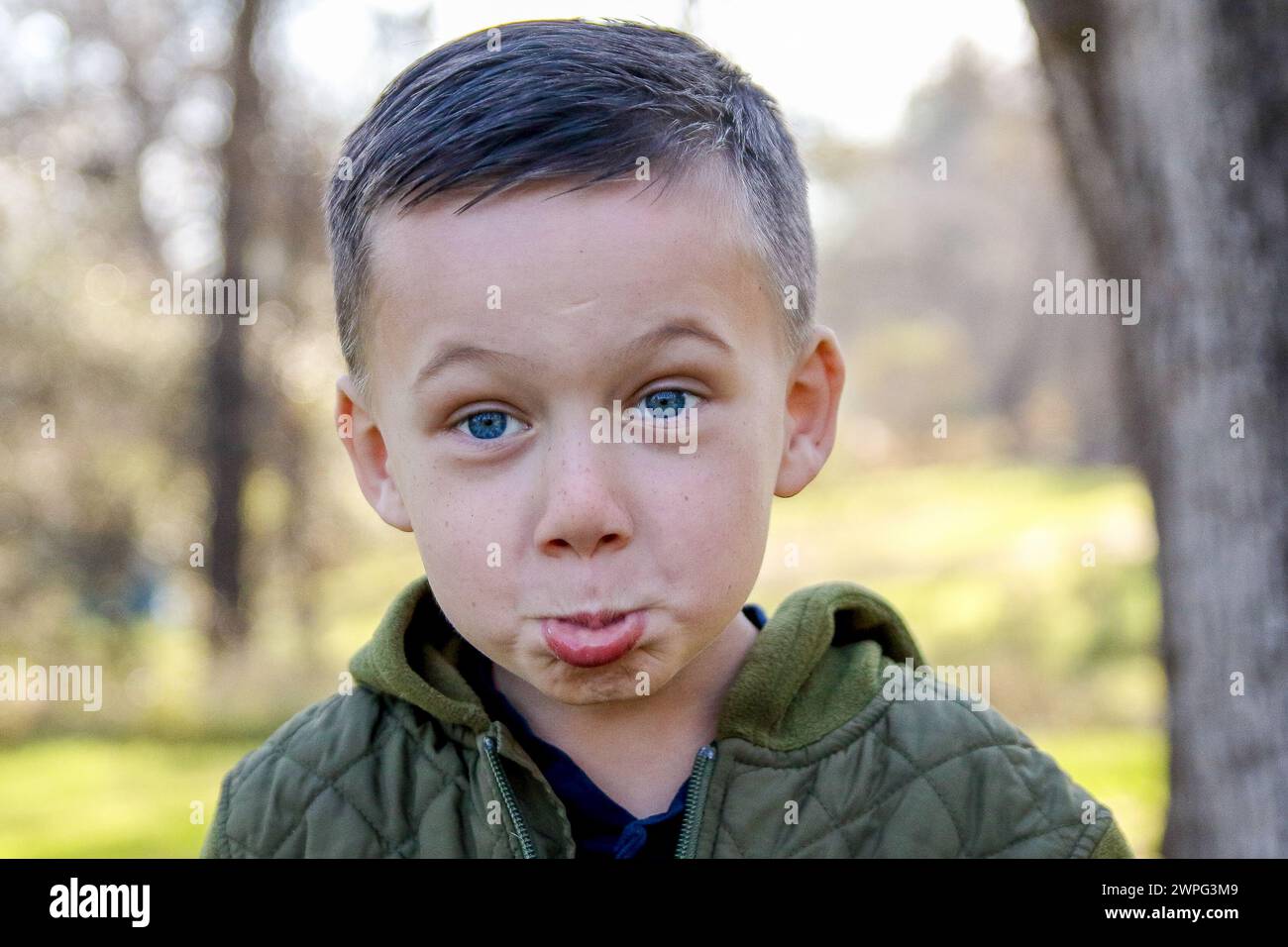 Pouty lips hi-res stock photography and images - Alamy
