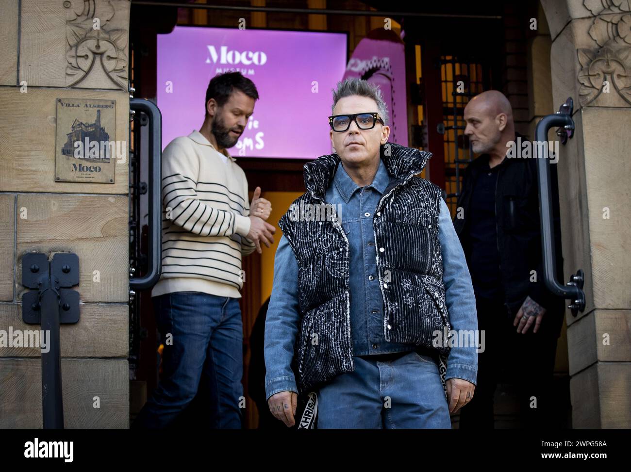 Superster hi-res stock photography and images - Alamy