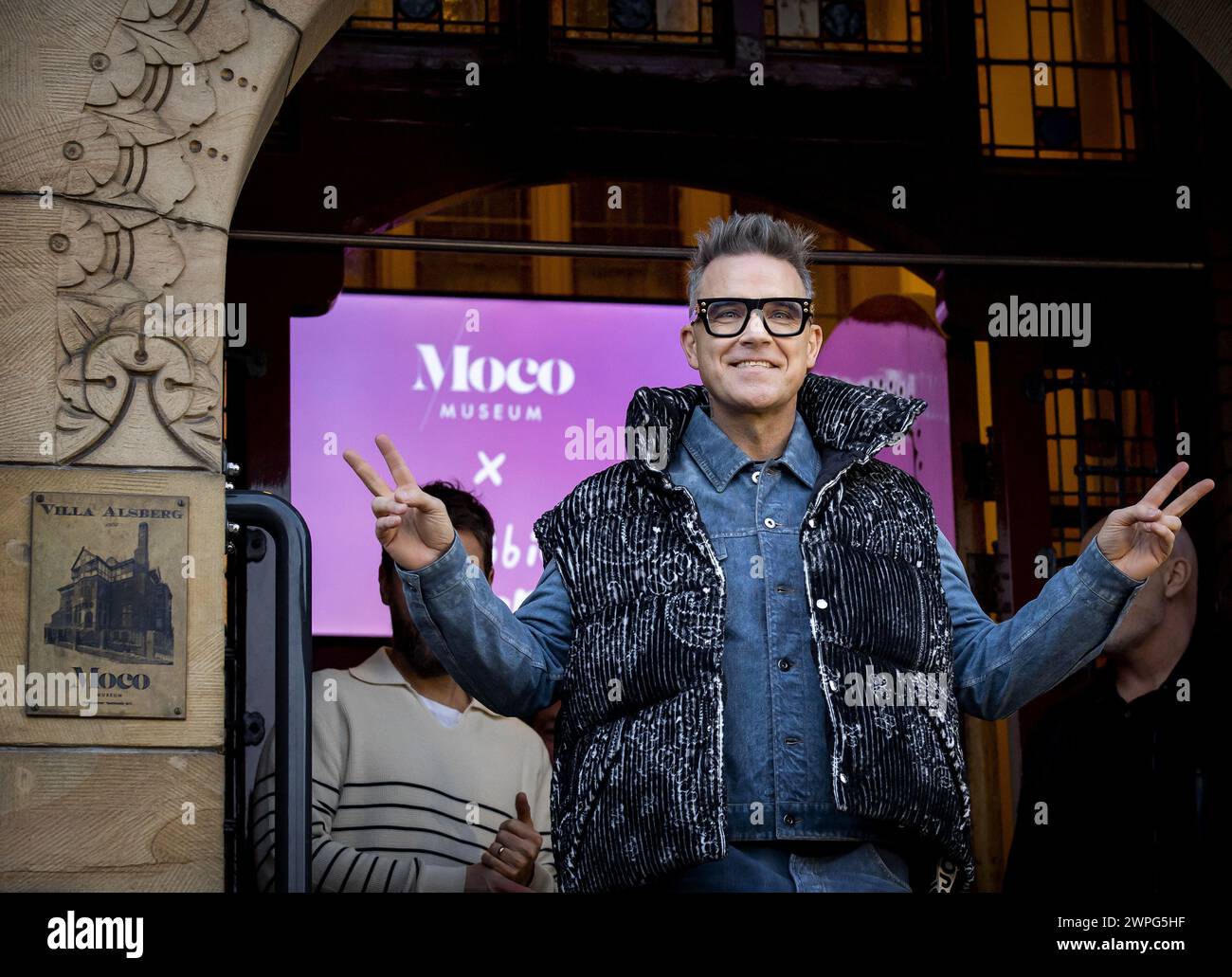 Superster hi-res stock photography and images - Alamy