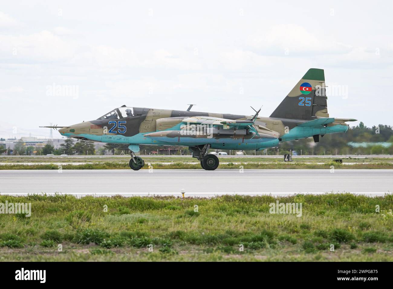 Sukhoi su 25 fighter jet hi-res stock photography and images - Alamy