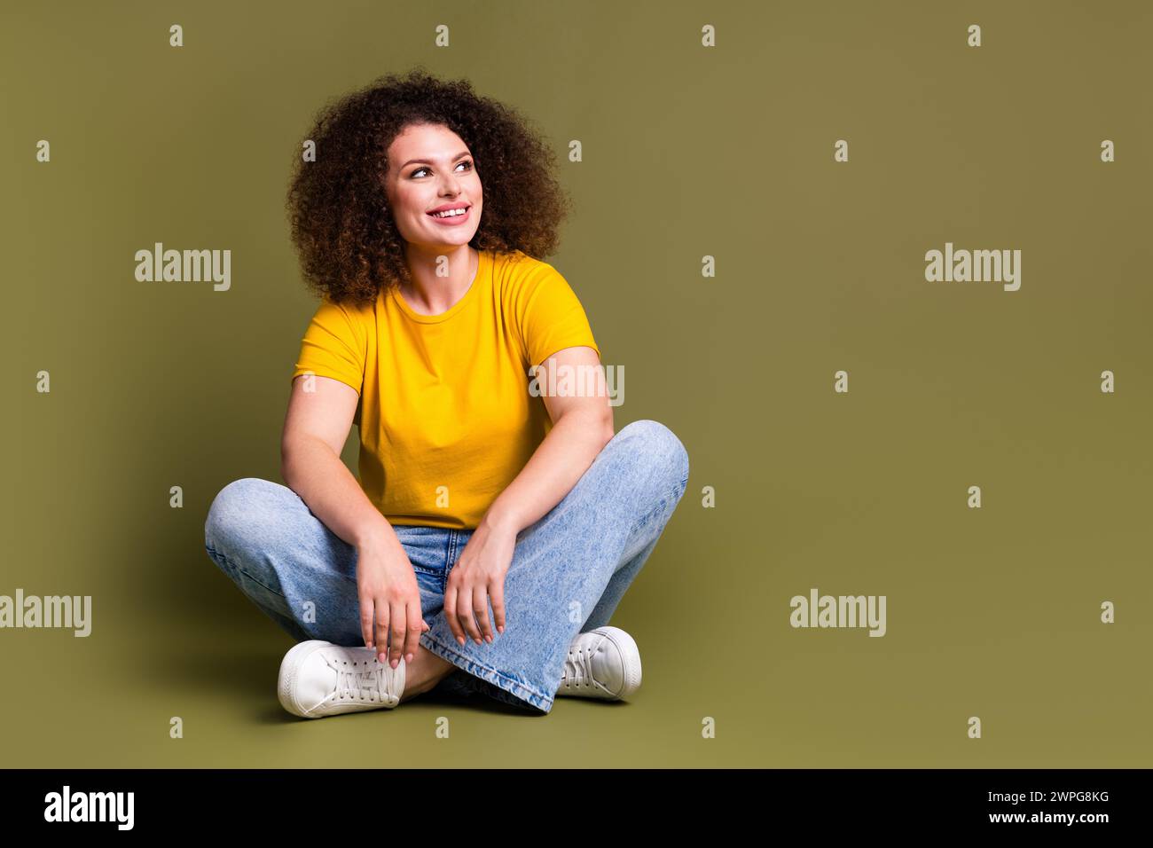 Full body length size photo of chevelure hair lady in yellow t shirt ...