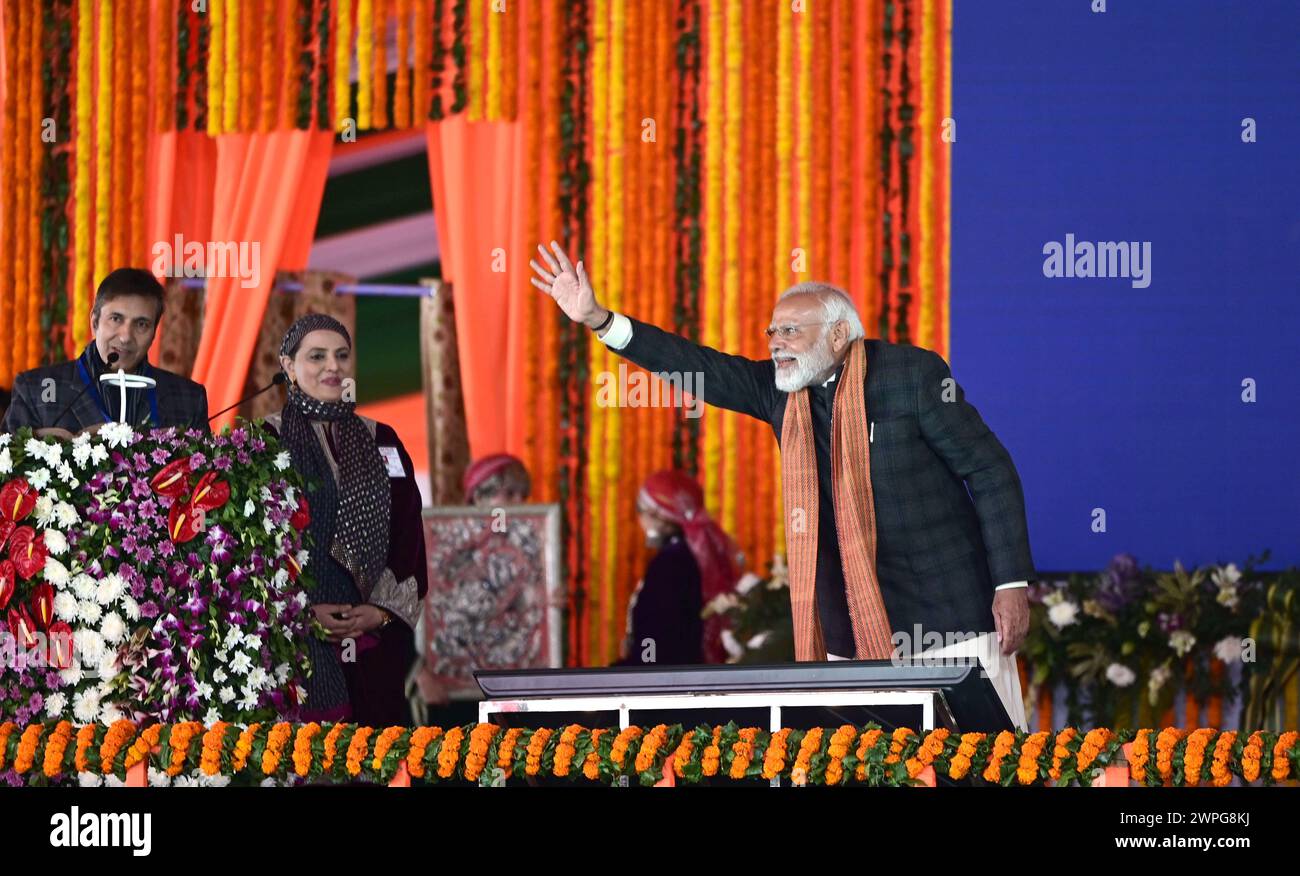SRINAGAR, INDIA - MARCH 7: Prime Minister Narendra Modi waves at a ...