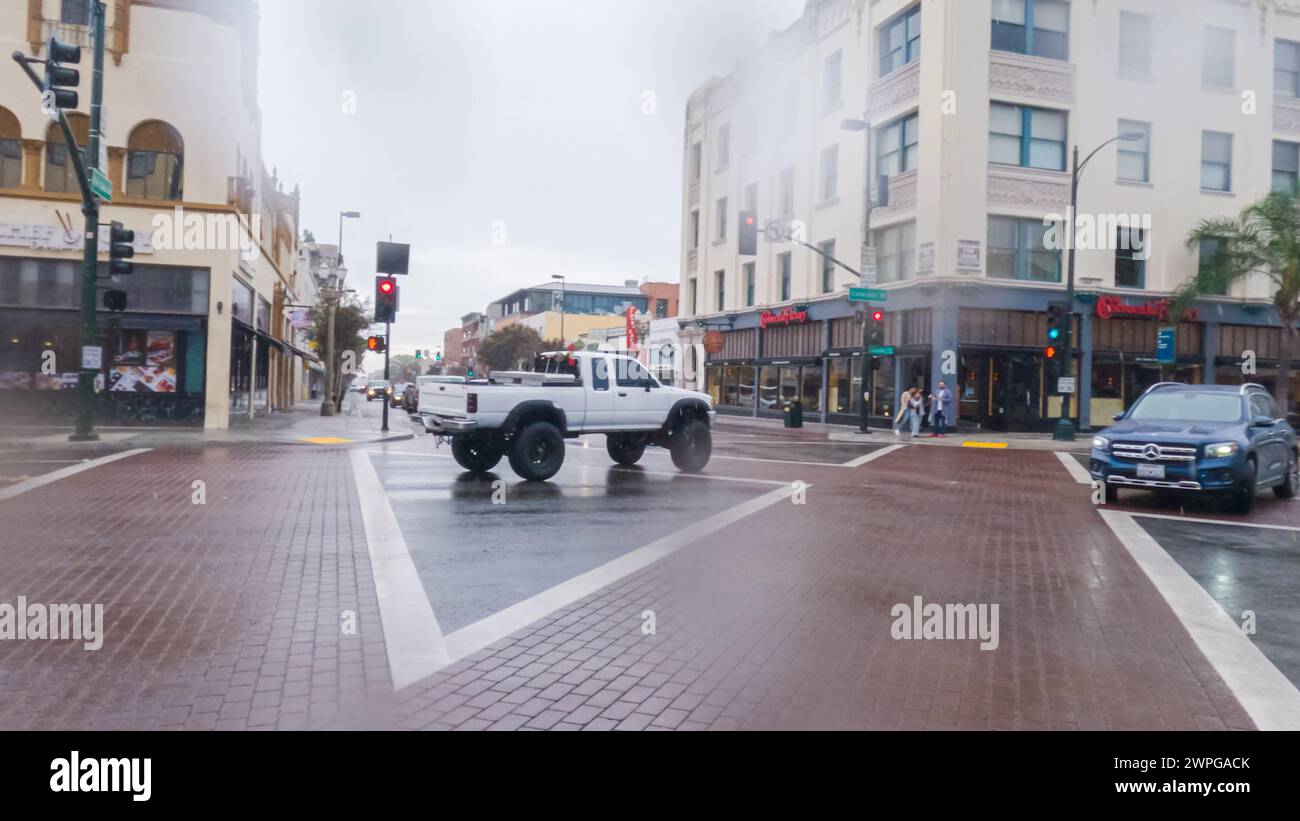 Strolling Downtown Pasadena Streets on Gloomy Winter Day Stock Photo ...