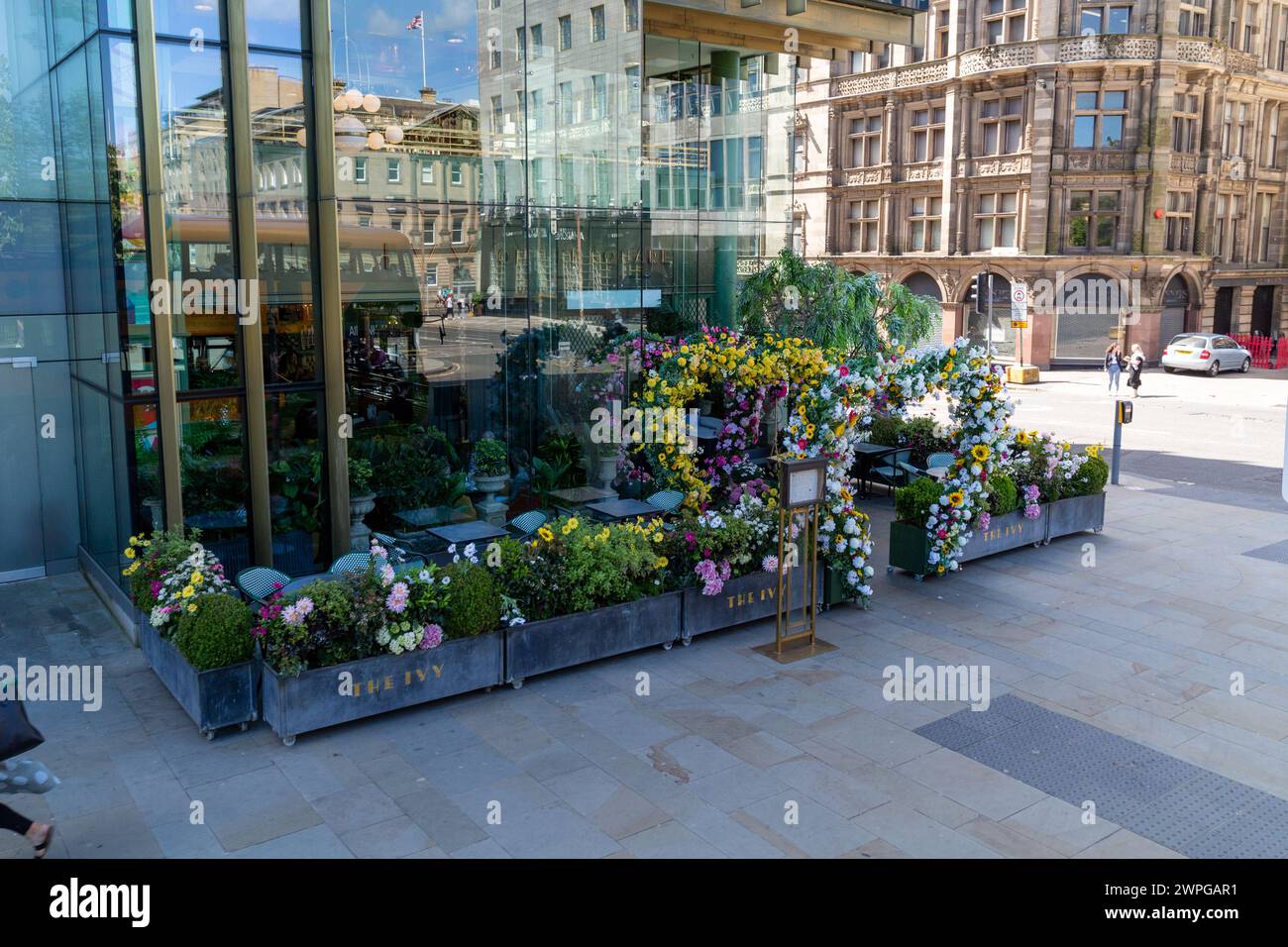 The Ivy Edinburgh Stock Photo - Alamy