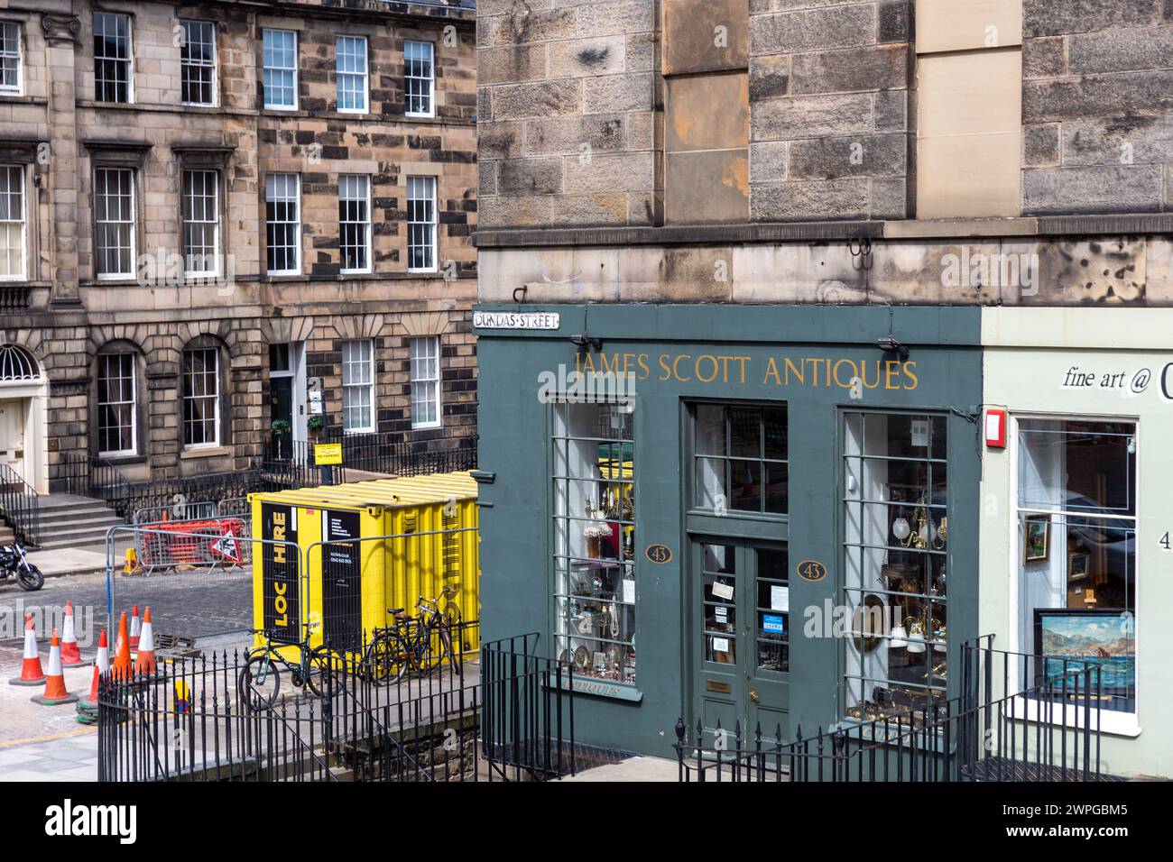 Dundas street edinburgh hi-res stock photography and images - Alamy