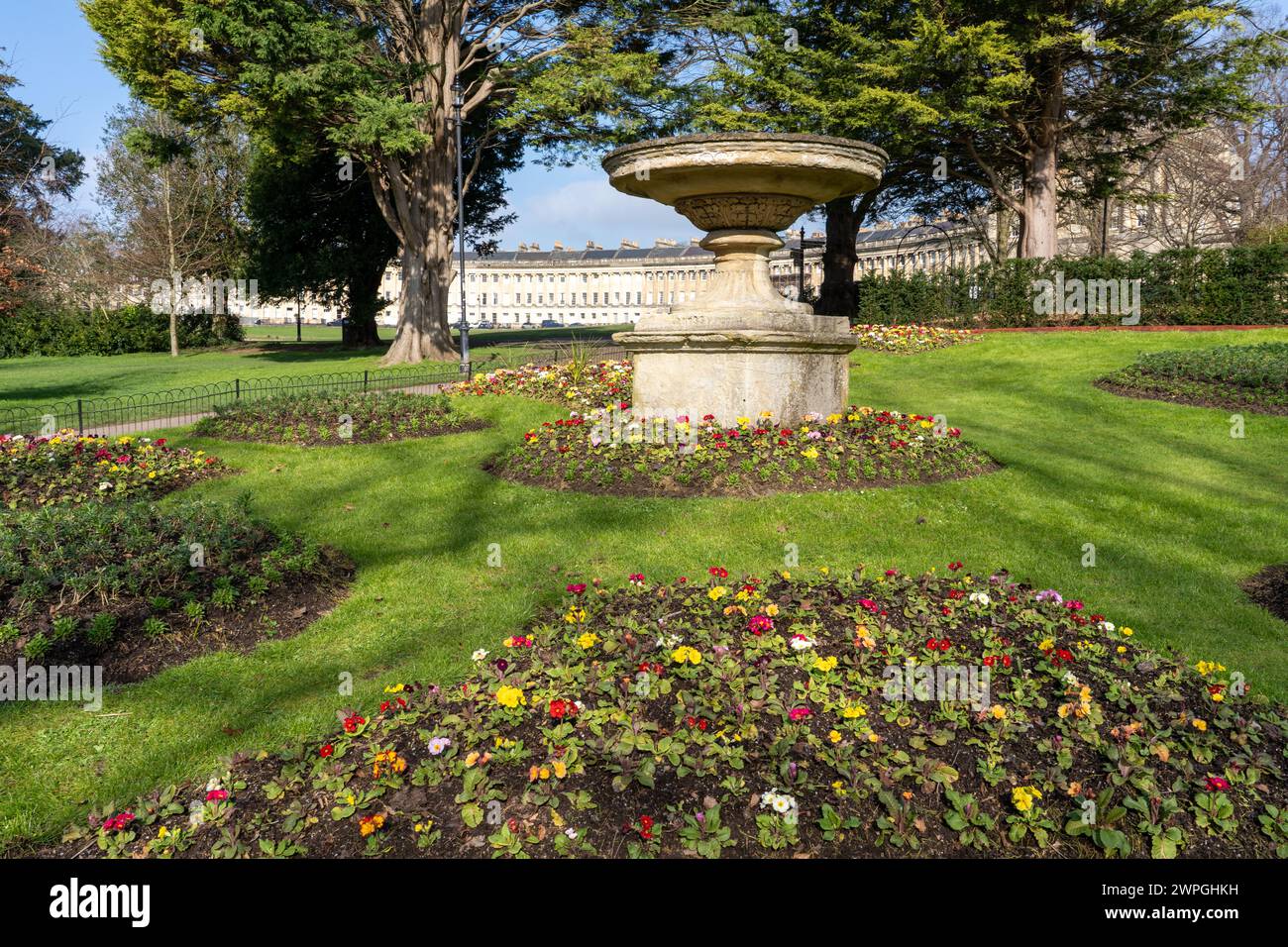 Flower beds in spring on Royal Avenue, Bath, Somerset Stock Photo - Alamy