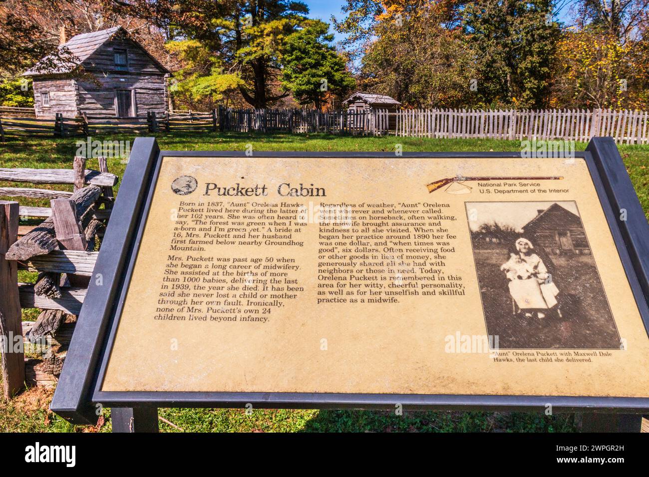 The puckett cabin hi-res stock photography and images - Alamy
