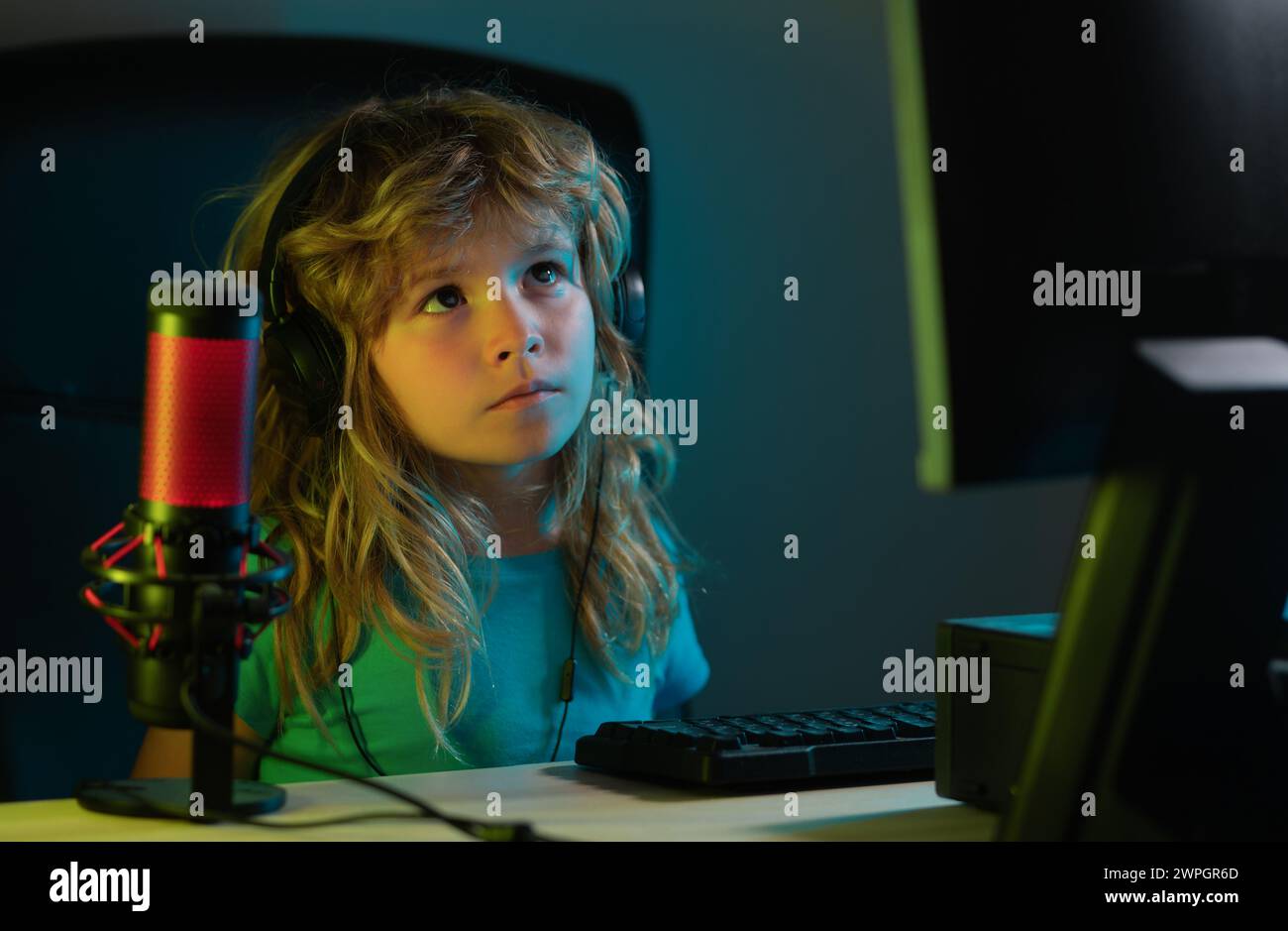 Child computer late night neon hi-res stock photography and images - Alamy