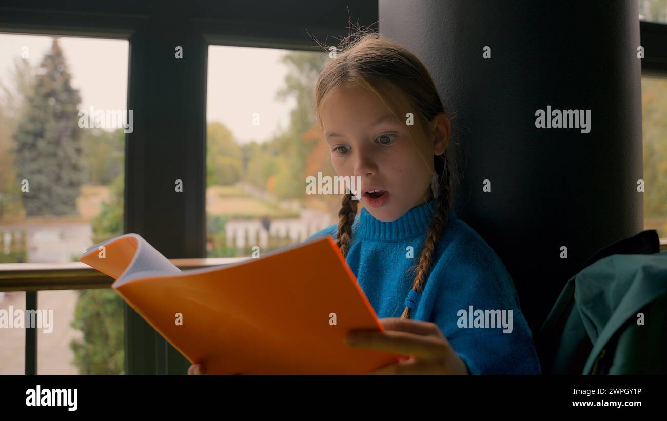 Gen z learner hi-res stock photography and images - Alamy