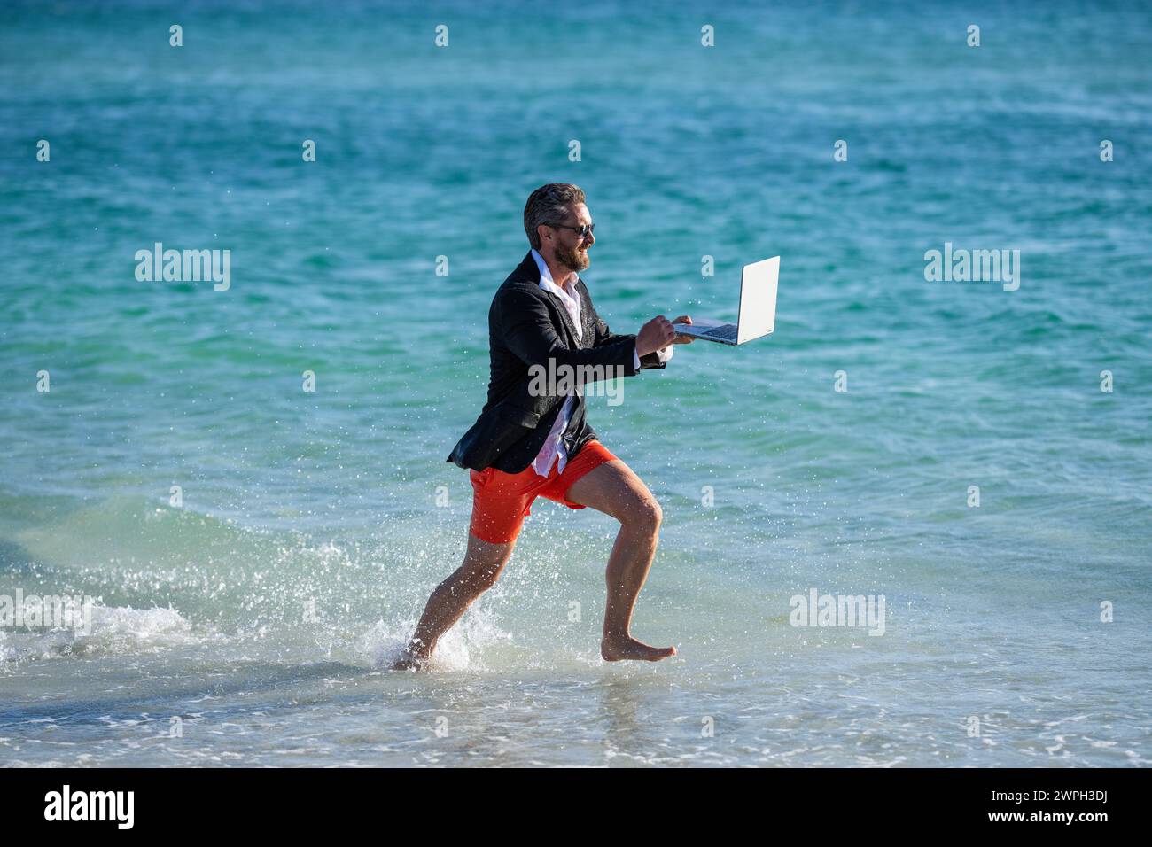 agile beachside business. Beach productivity for the director ...