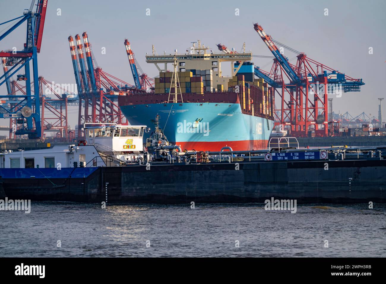 Magleby Maersk Container Frachter verlässt den Waltershofer Hafen, nach ...