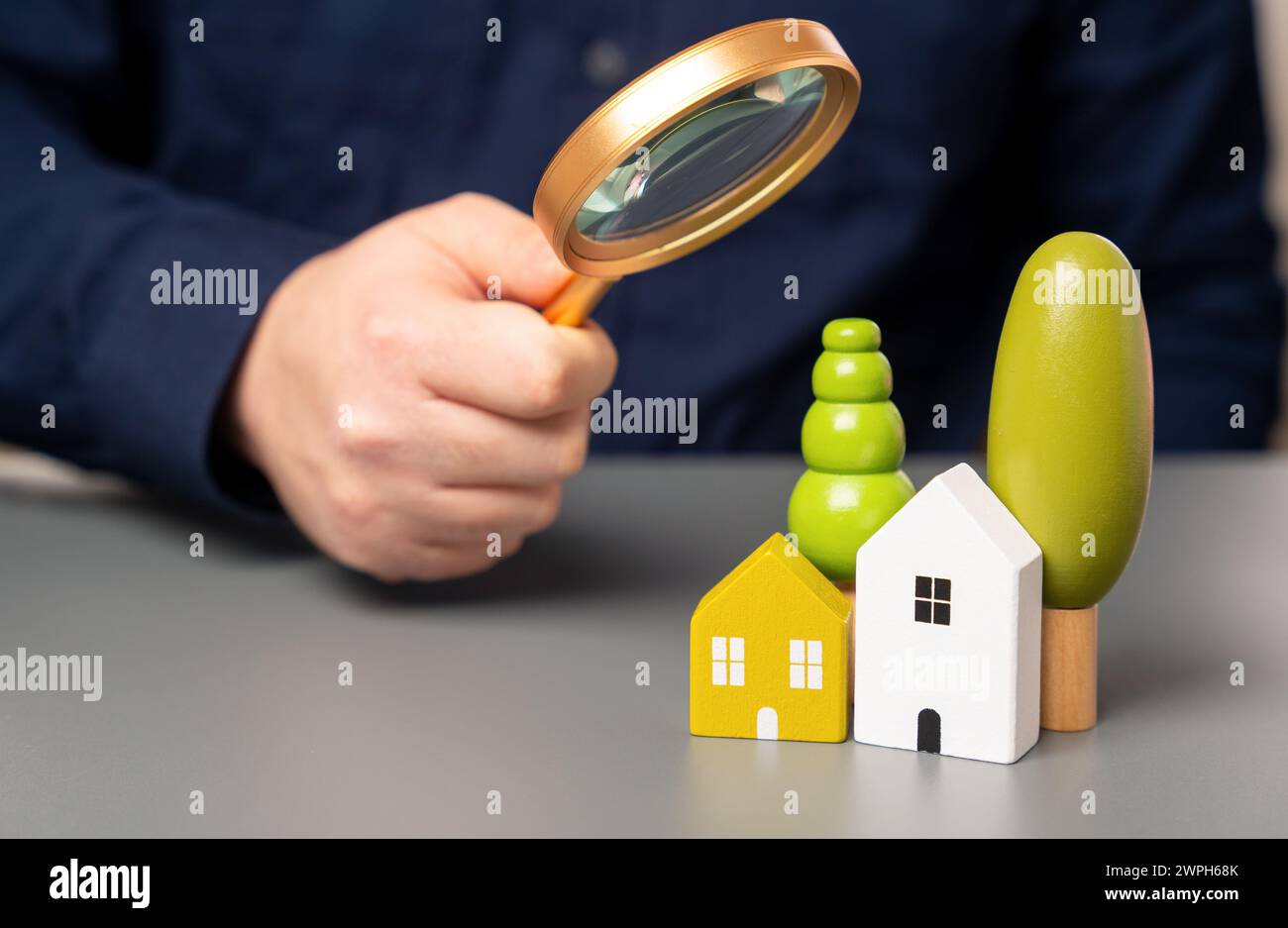 Pre my valuation hi-res stock photography and images - Alamy