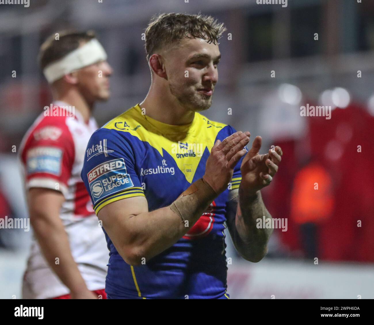 Kingston Upon Hull, UK. 07th Mar, 2024. Sam Powell of Warrington Wolves ...