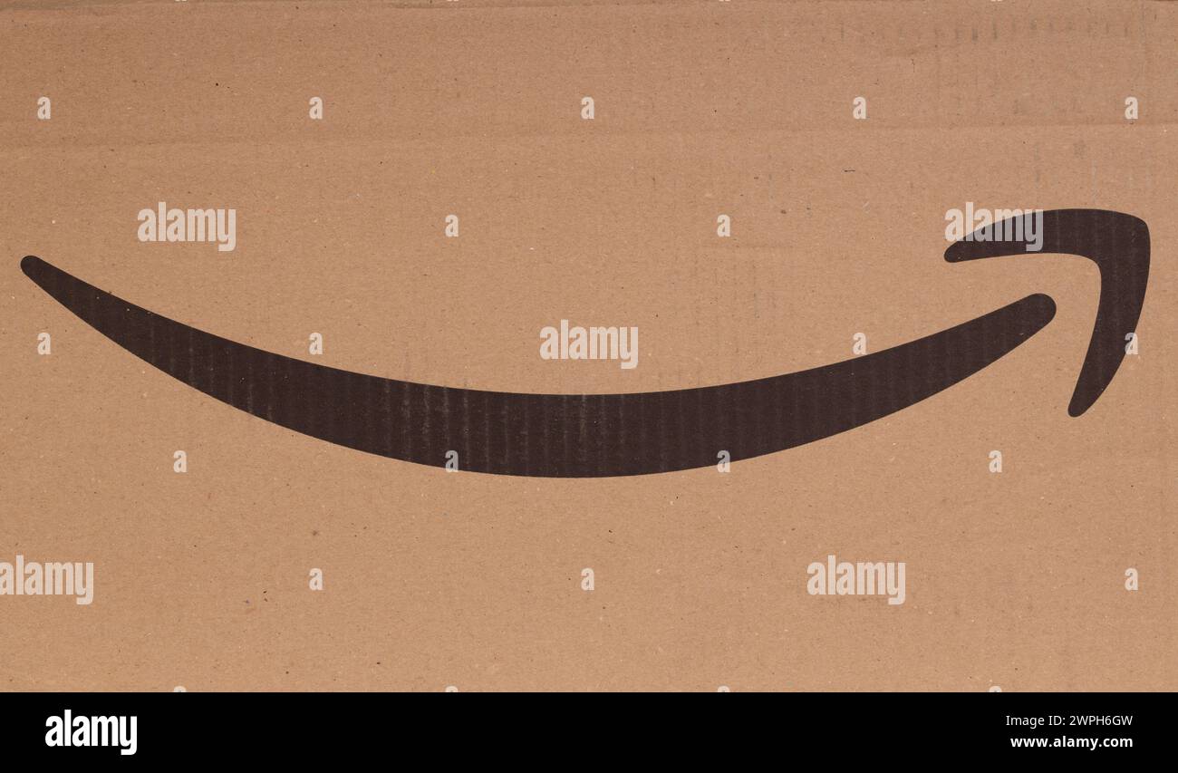 Amazon Logo on Cardboard Texture Stock Photo - Alamy