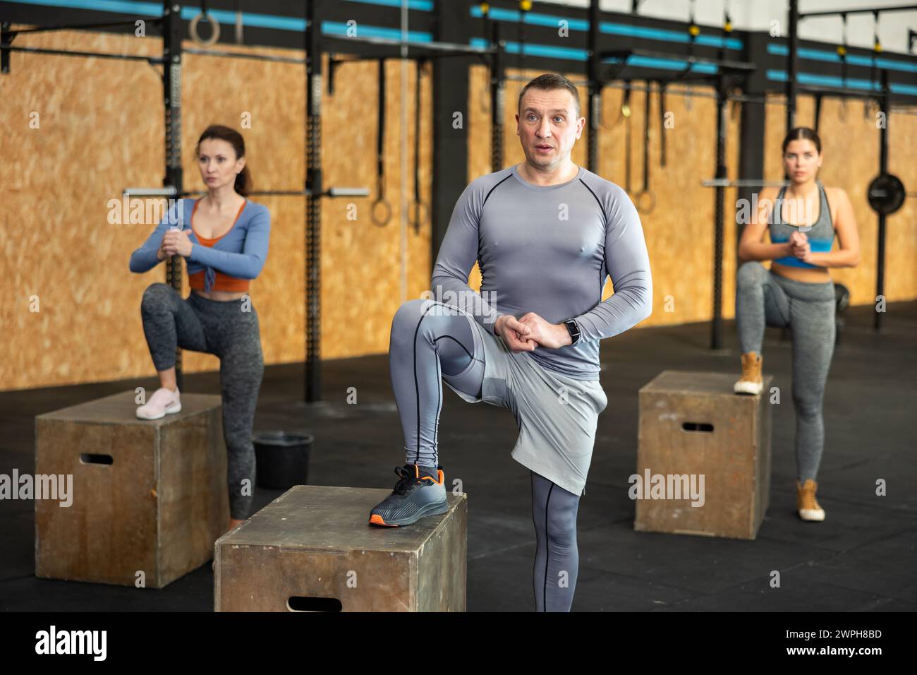 Exercises for hamstrings hi-res stock photography and images - Alamy