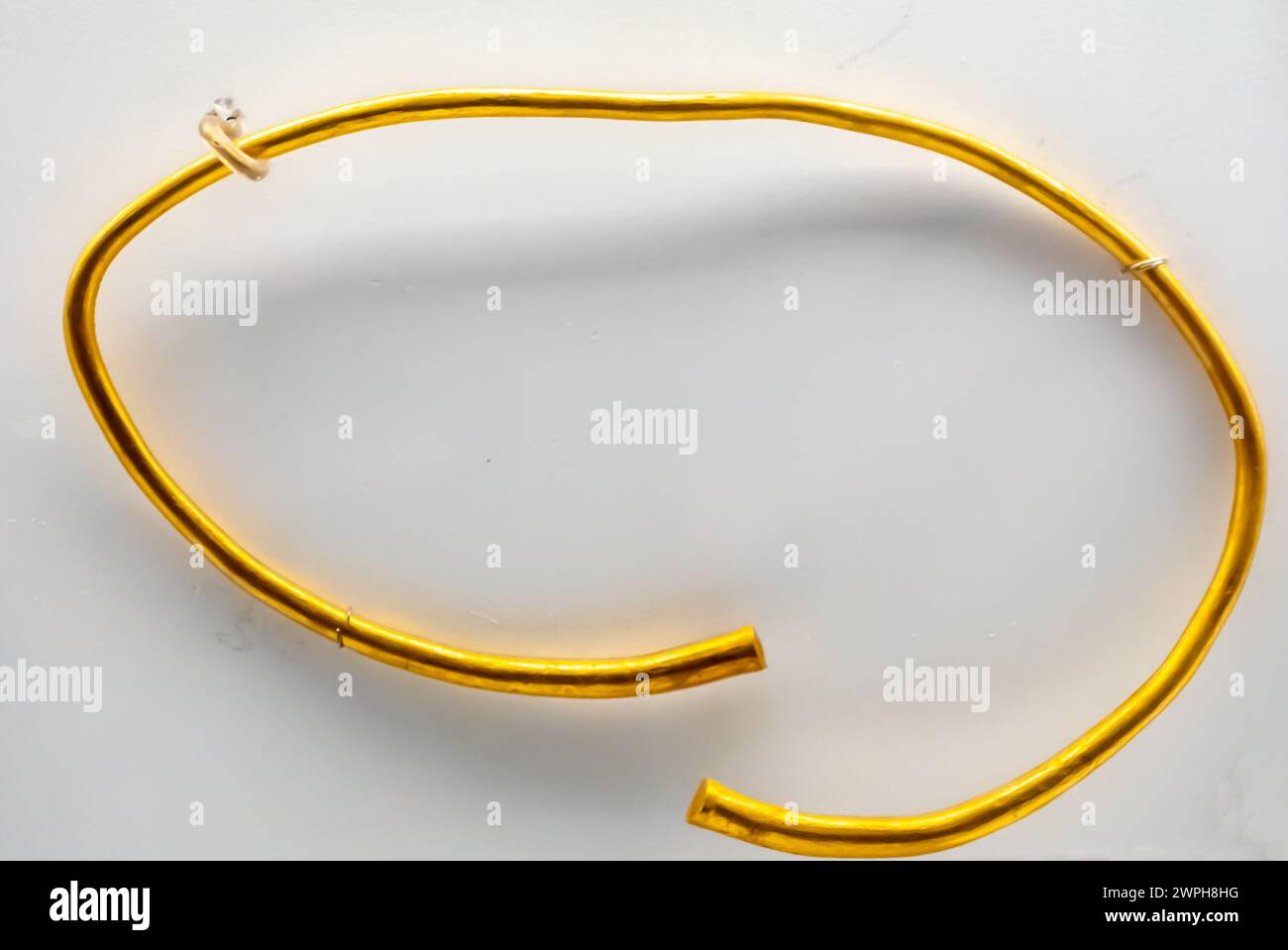 Gold torq, neck ring, 6th- 5th century B.C., Taksai-1, West Kazakhstan ...