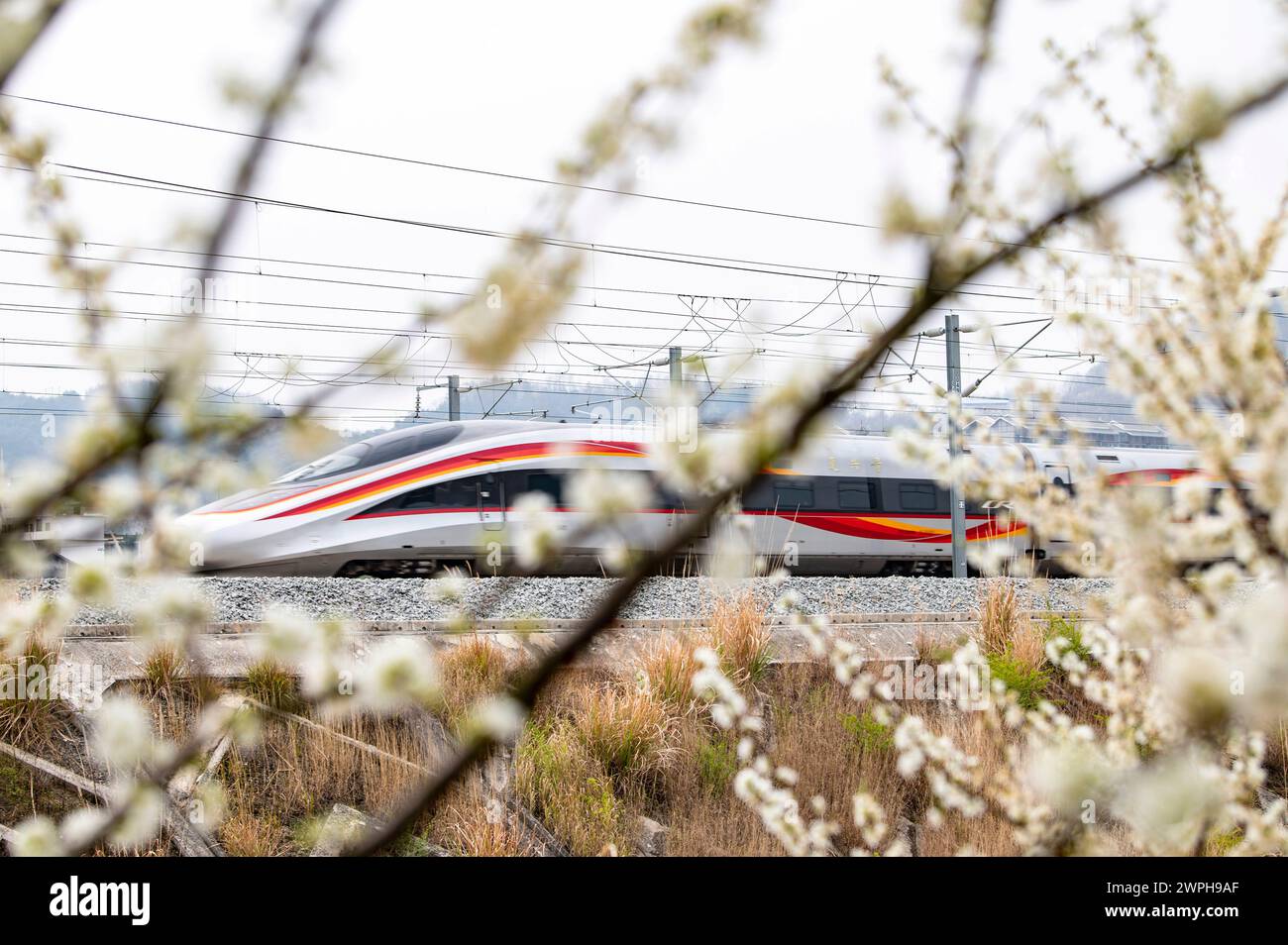 Guiyang guangzhou high speed railway hi-res stock photography and ...