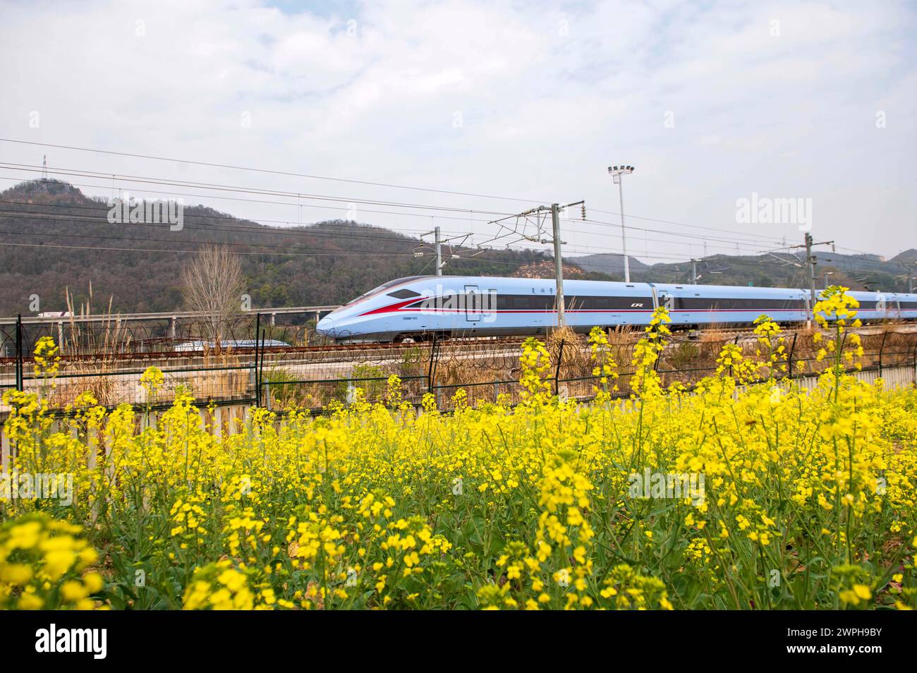 Guiyang guangzhou high speed railway hi-res stock photography and ...