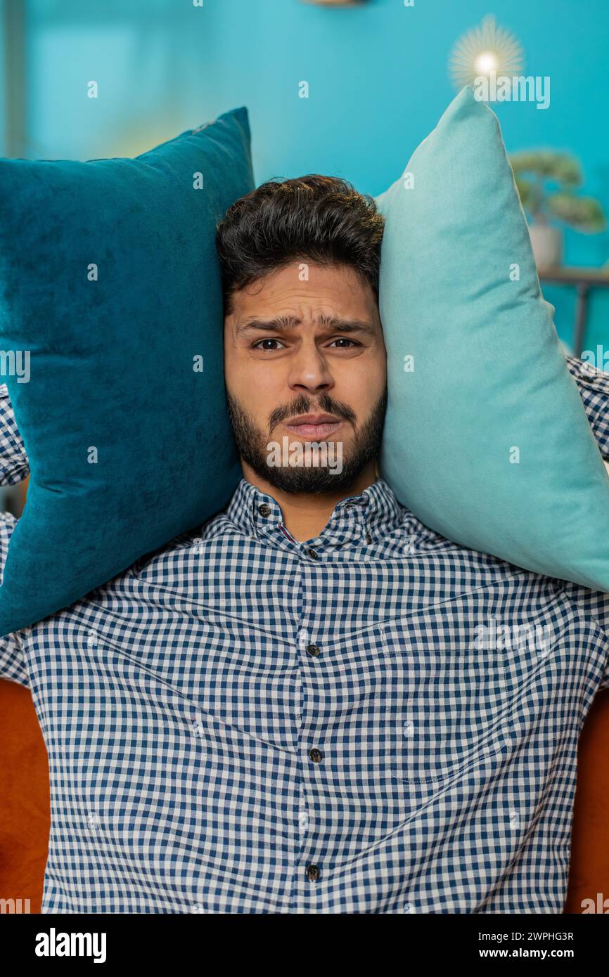 Hindu neighbourhood hi-res stock photography and images - Alamy