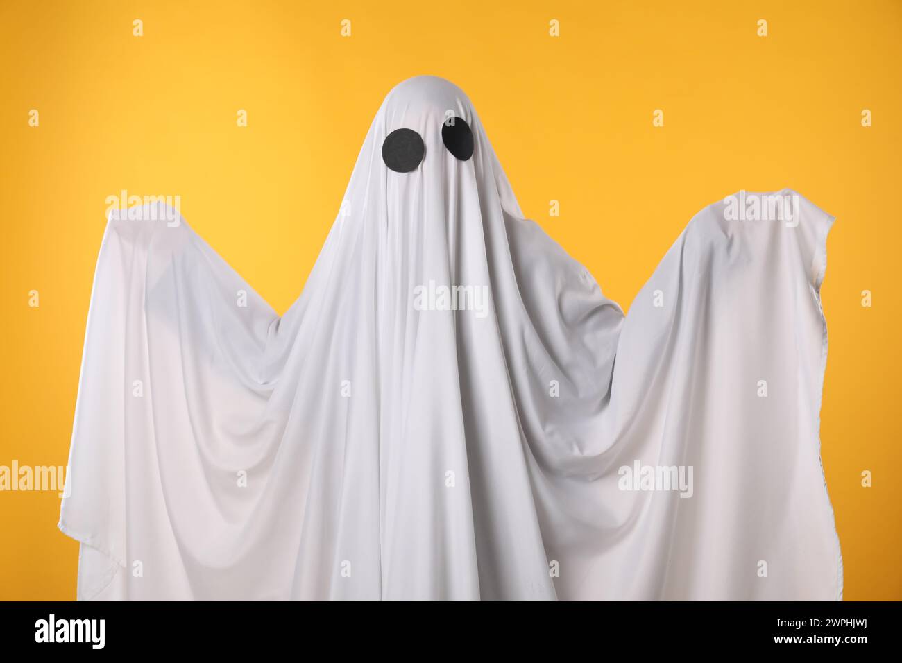 Paranormal female figure hi-res stock photography and images - Alamy