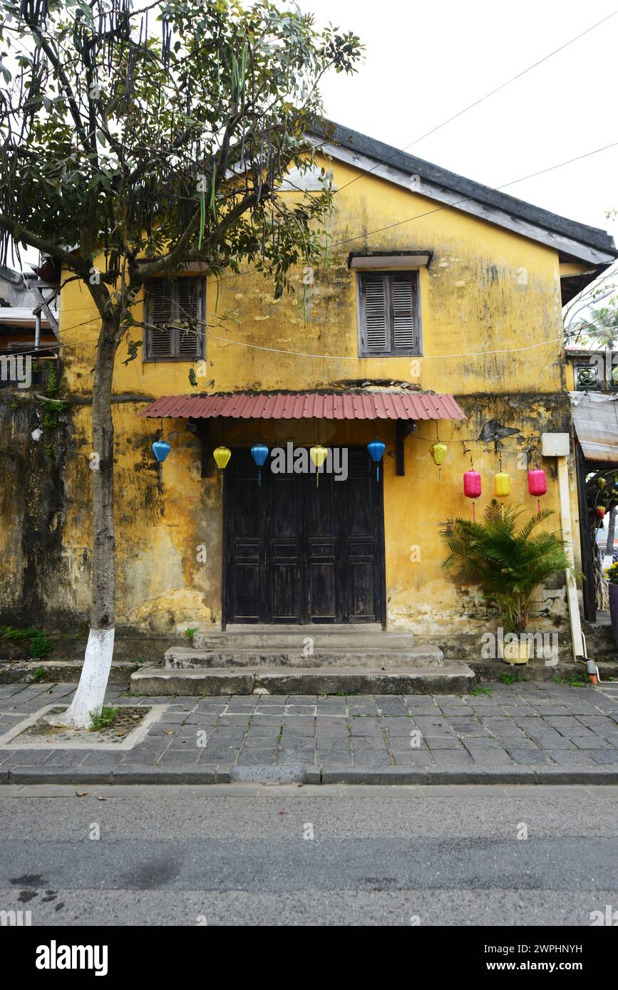 Beautiful old buildings in the old city of Hoi An, Vietnam Stock Photo ...