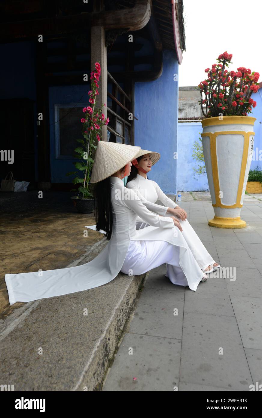 Vietnamese models in a shoot at the Hoa Van Le Nghia Buddhist temple in ...