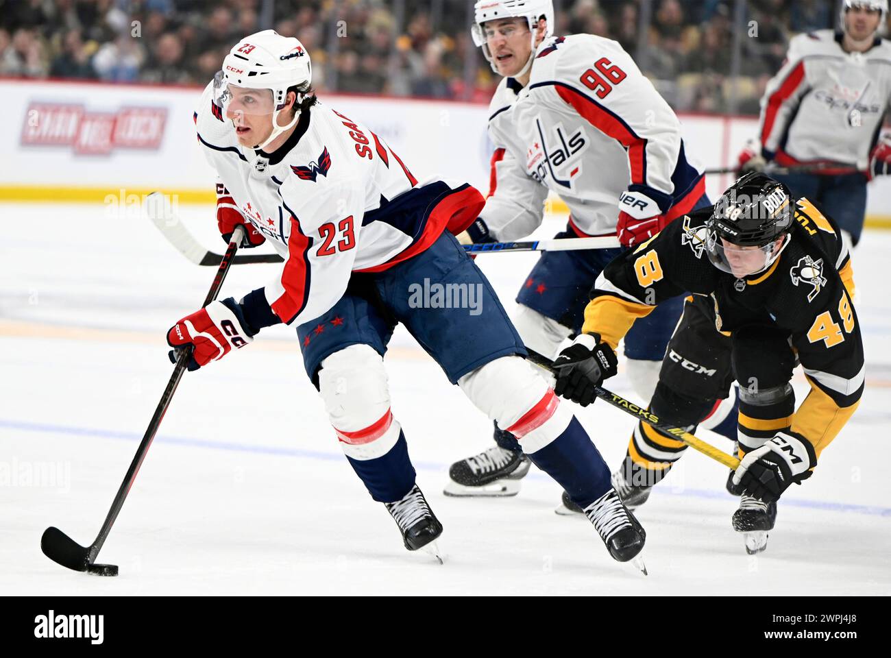 Washington capitols arena hi-res stock photography and images - Alamy