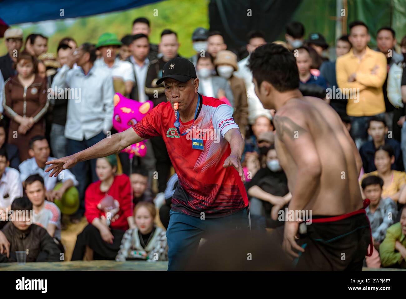 Traditional wrestling in a Vietnamese village Stock Photo - Alamy