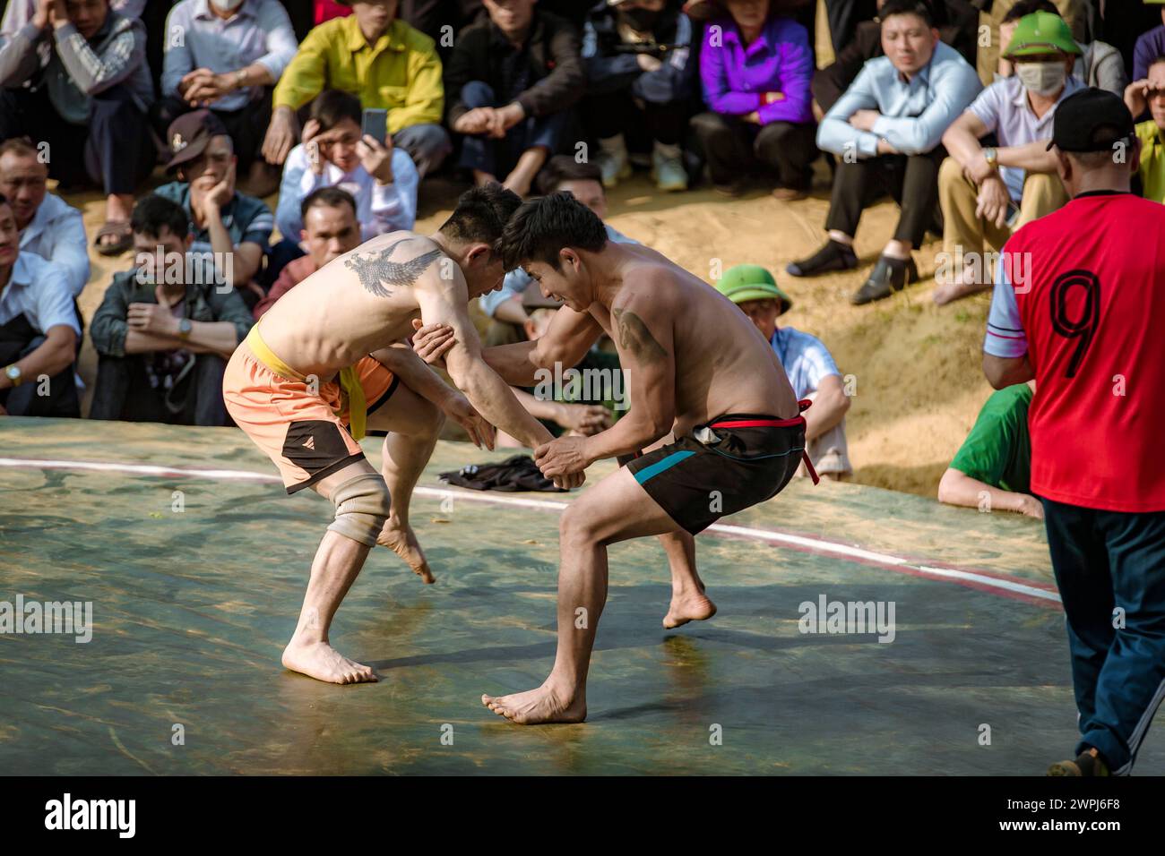 Traditional wrestling in a Vietnamese village Stock Photo - Alamy