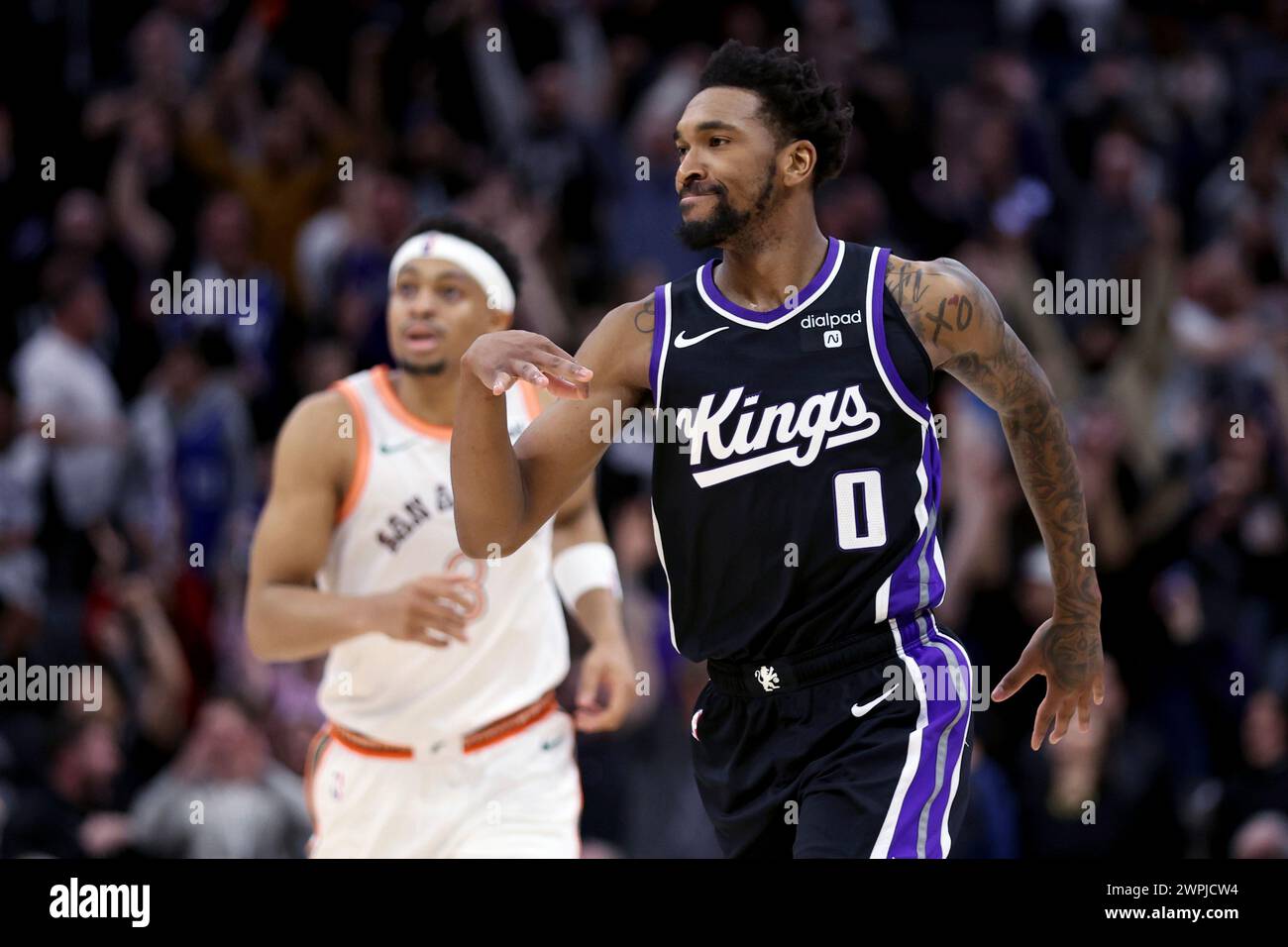 Sacramento Kings guard Malik Monk (0) celebrates after scoring against ...