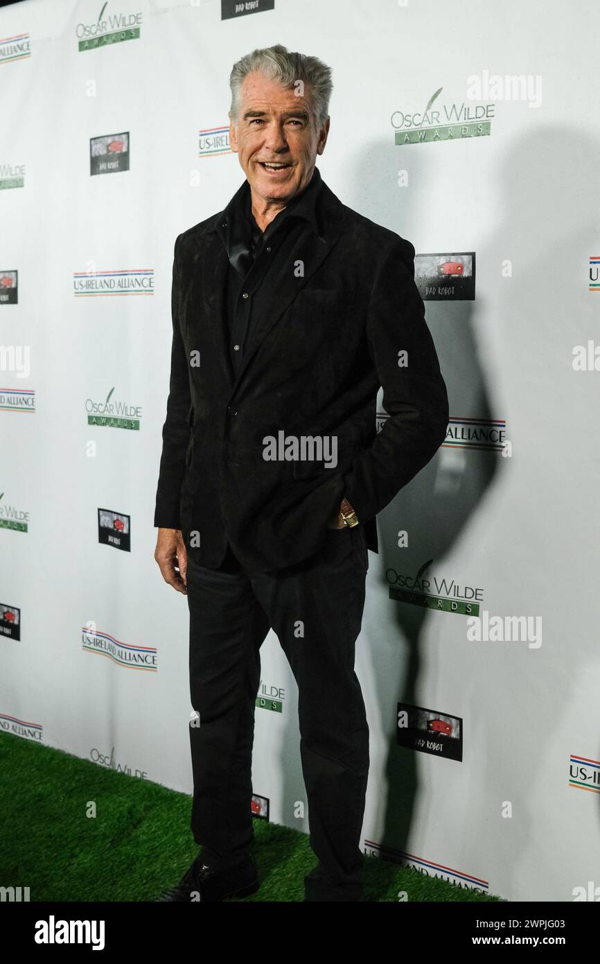 Pierce brosnan 2024 hi-res stock photography and images - Alamy