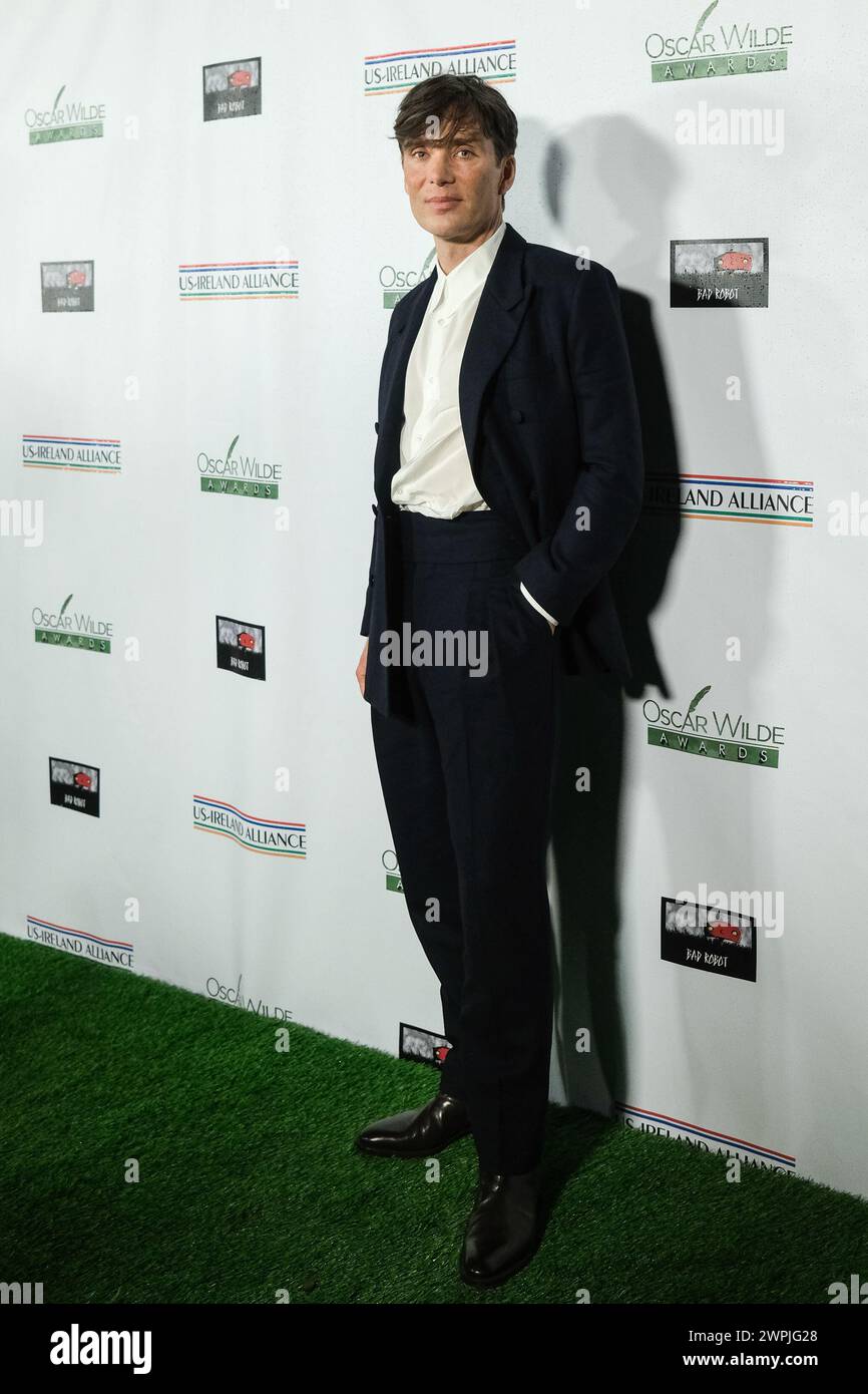 Santa Monica, USA. 07th Mar, 2024. Cillian Murphy arrives at the 18th ...