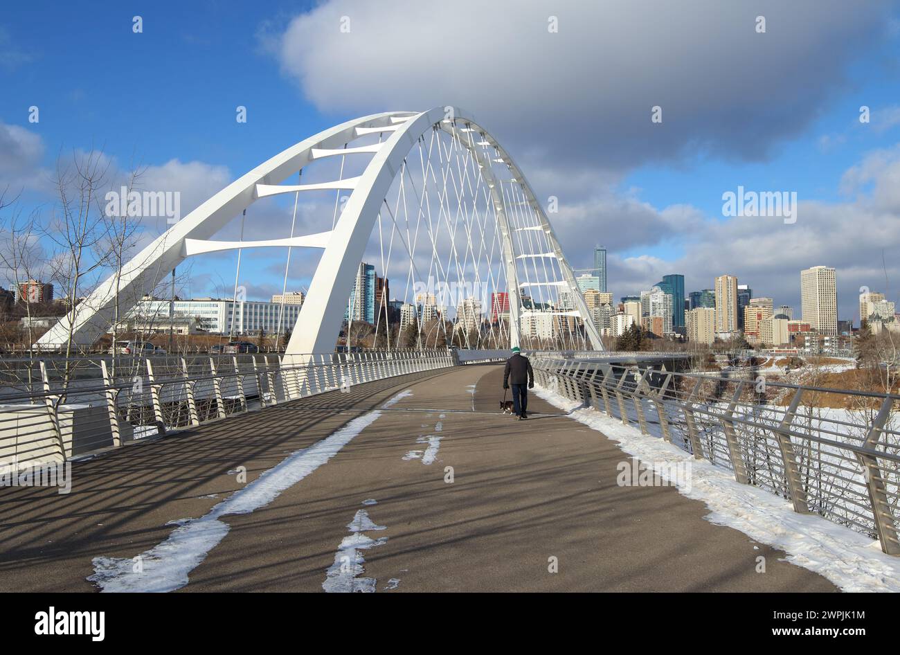 Edmonton winter skyline hi-res stock photography and images - Alamy