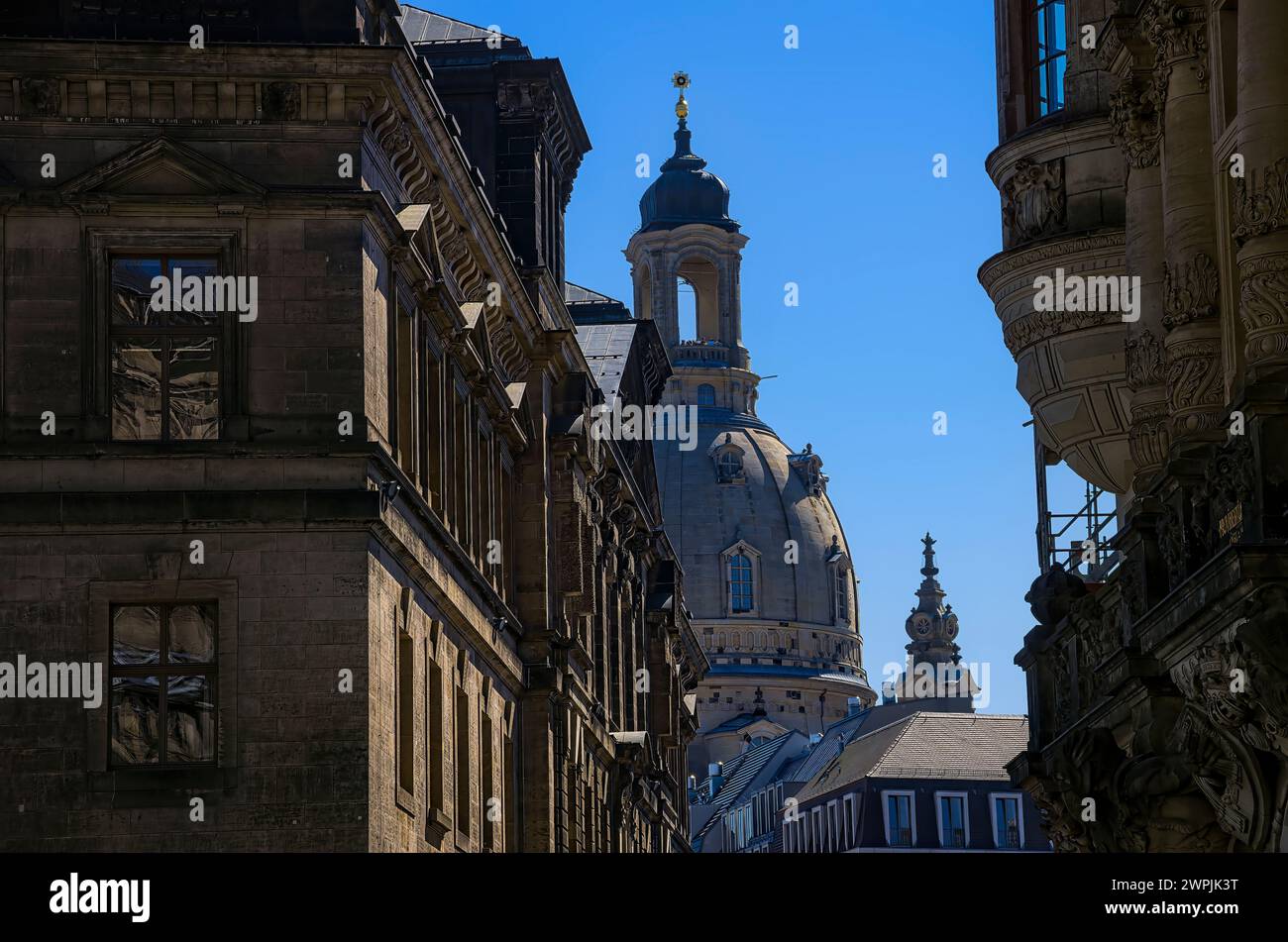 The dome of the Frauenkirche Church as well as historical architecture ...