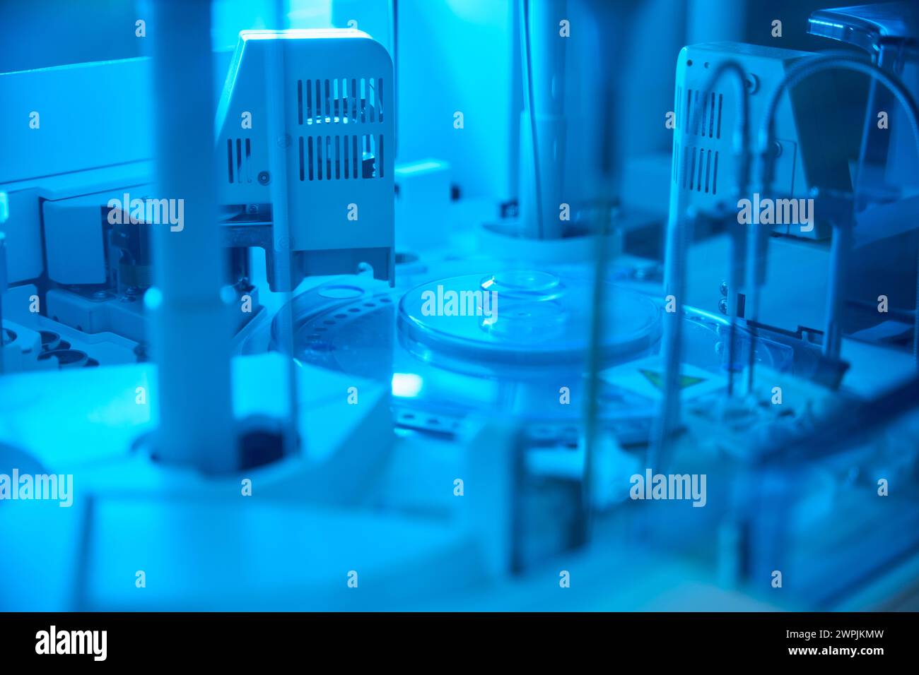 Modern apparatus for automatic isolation of nucleic acids Stock Photo ...