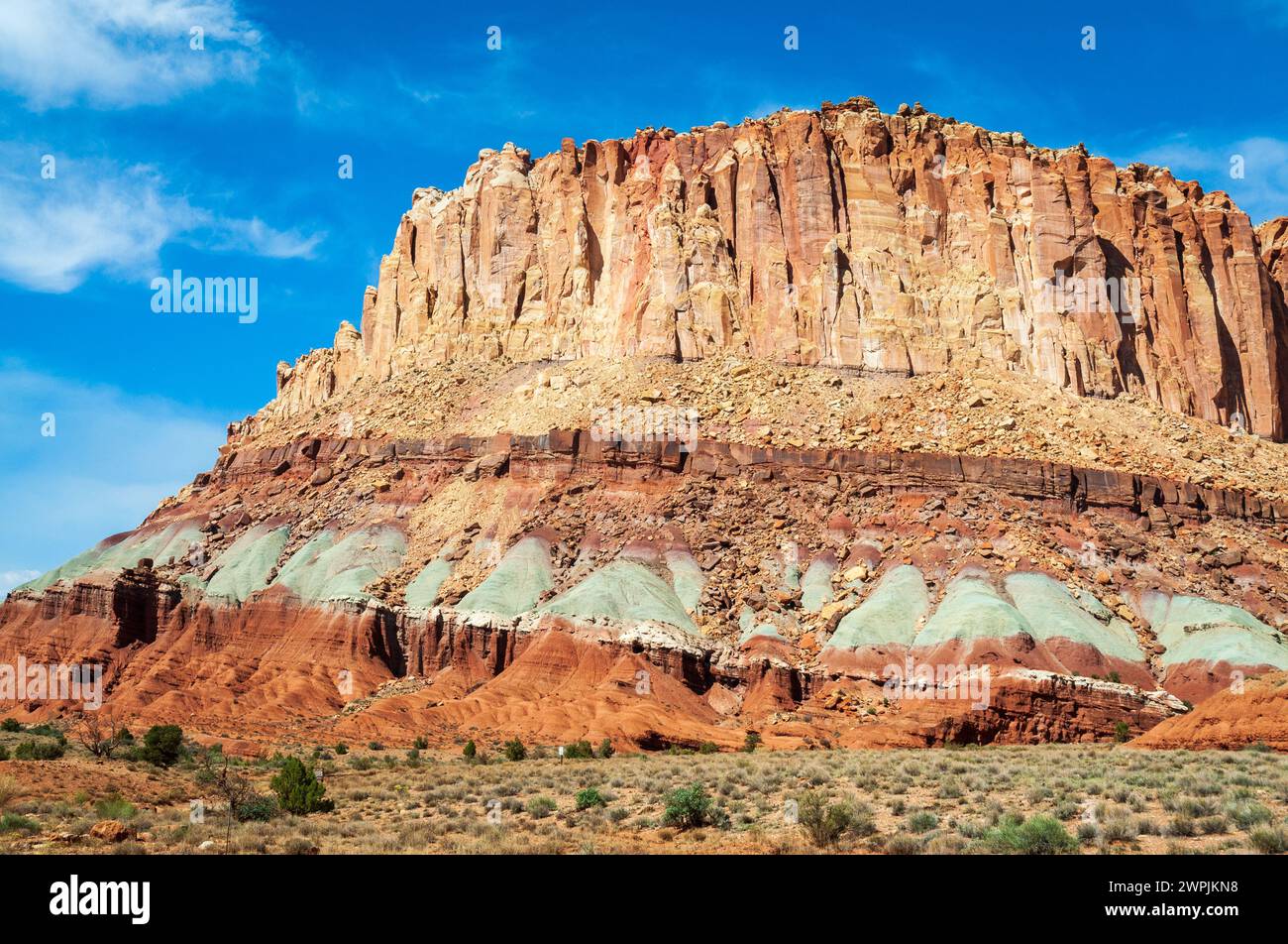 Layers of earth hi-res stock photography and images - Alamy